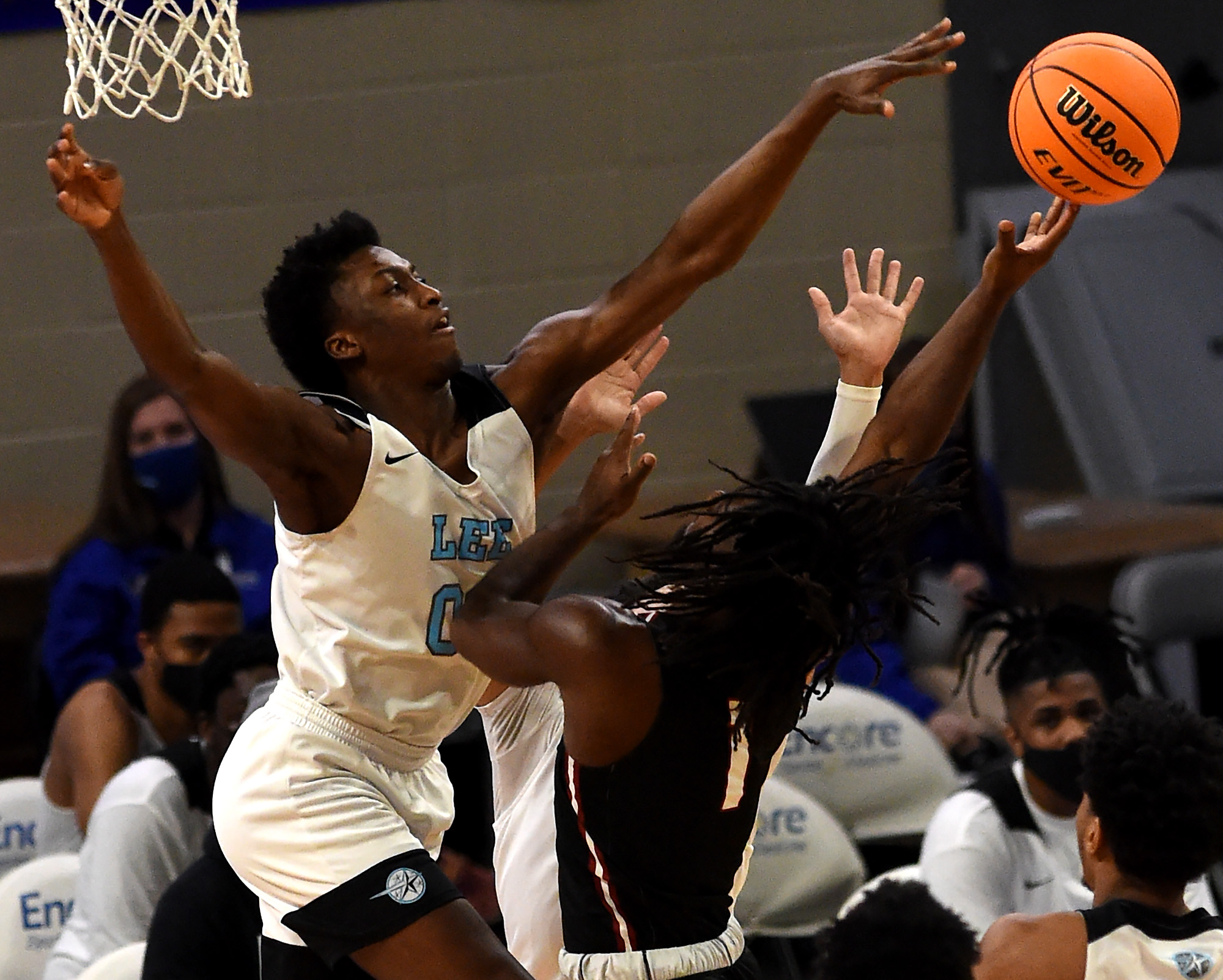 AHSAA 5A Semifinal: Lee-Huntsville vs. Sylacauga boys - al.com