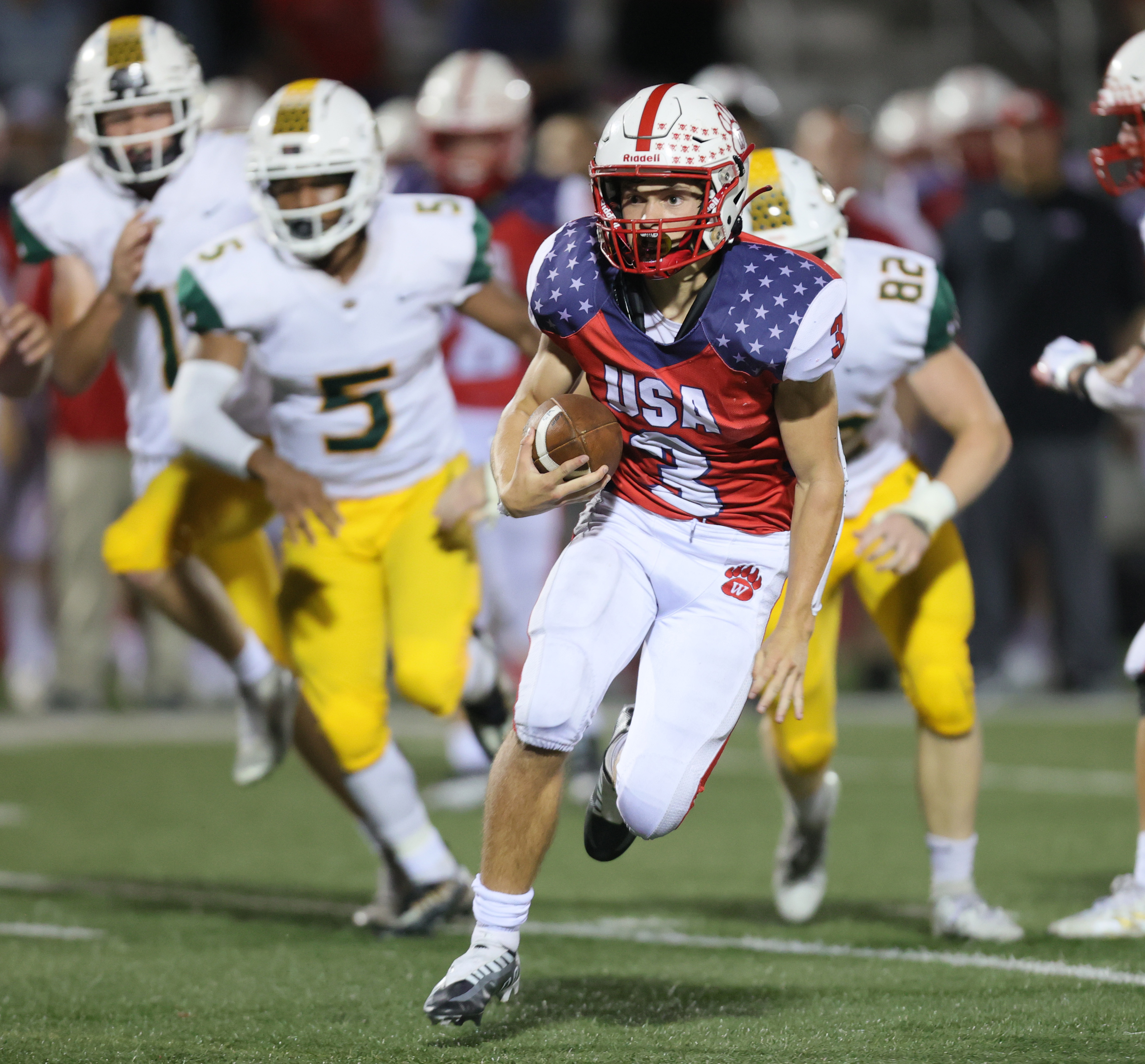 Wadsworth vs. Medina in high school football, September 2, 2022 ...