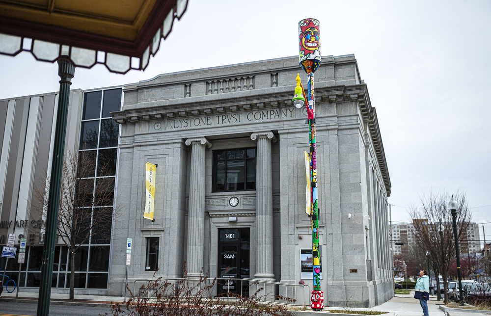Verizon 5G cell pole artwork unveiled - pennlive.com