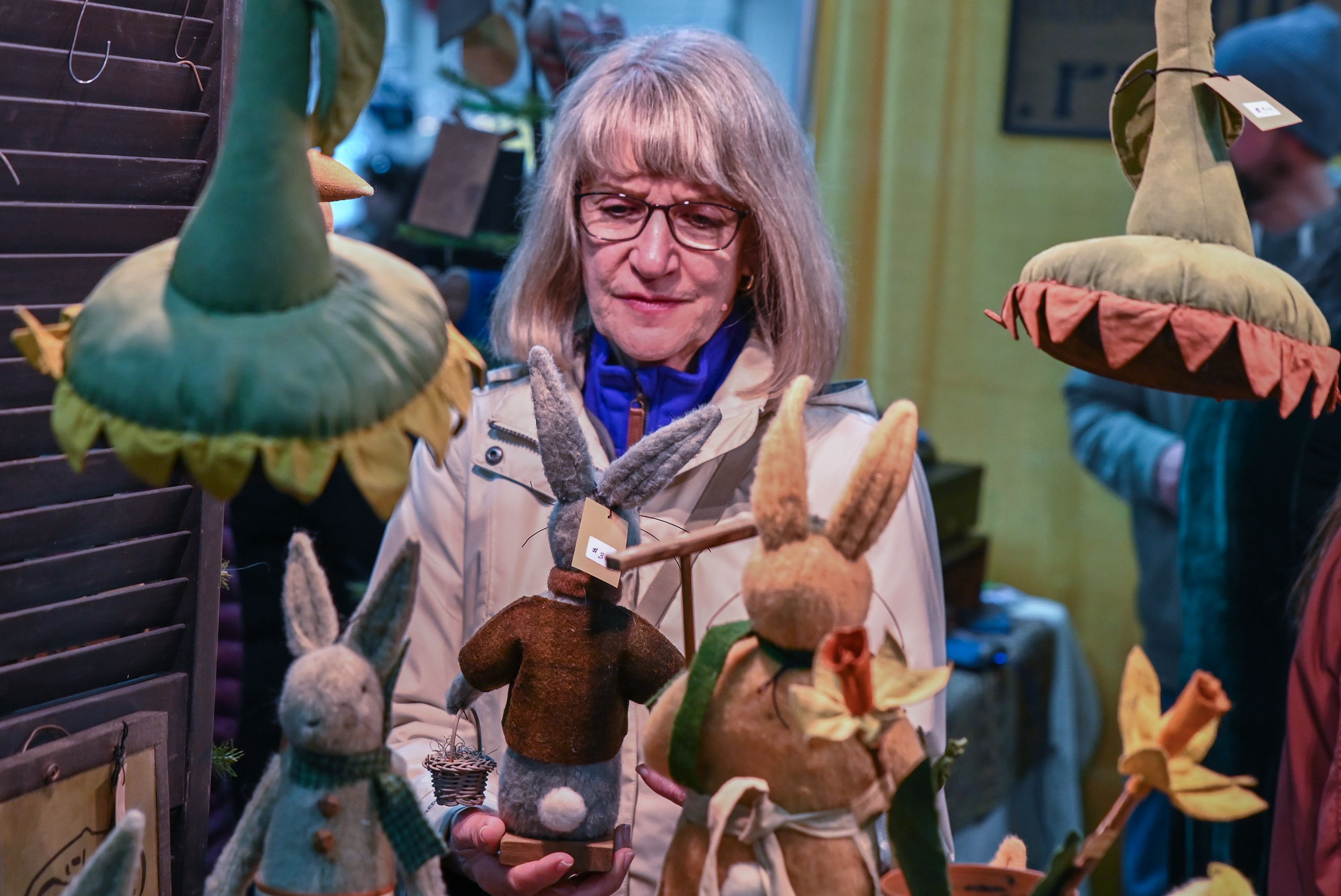 Old Deerfield Spring Sampler Craft Fair lures shoppers to Big E ...