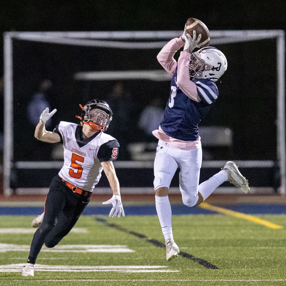 Camp Hill defeats Susquenita 10-7 in high school football - pennlive.com