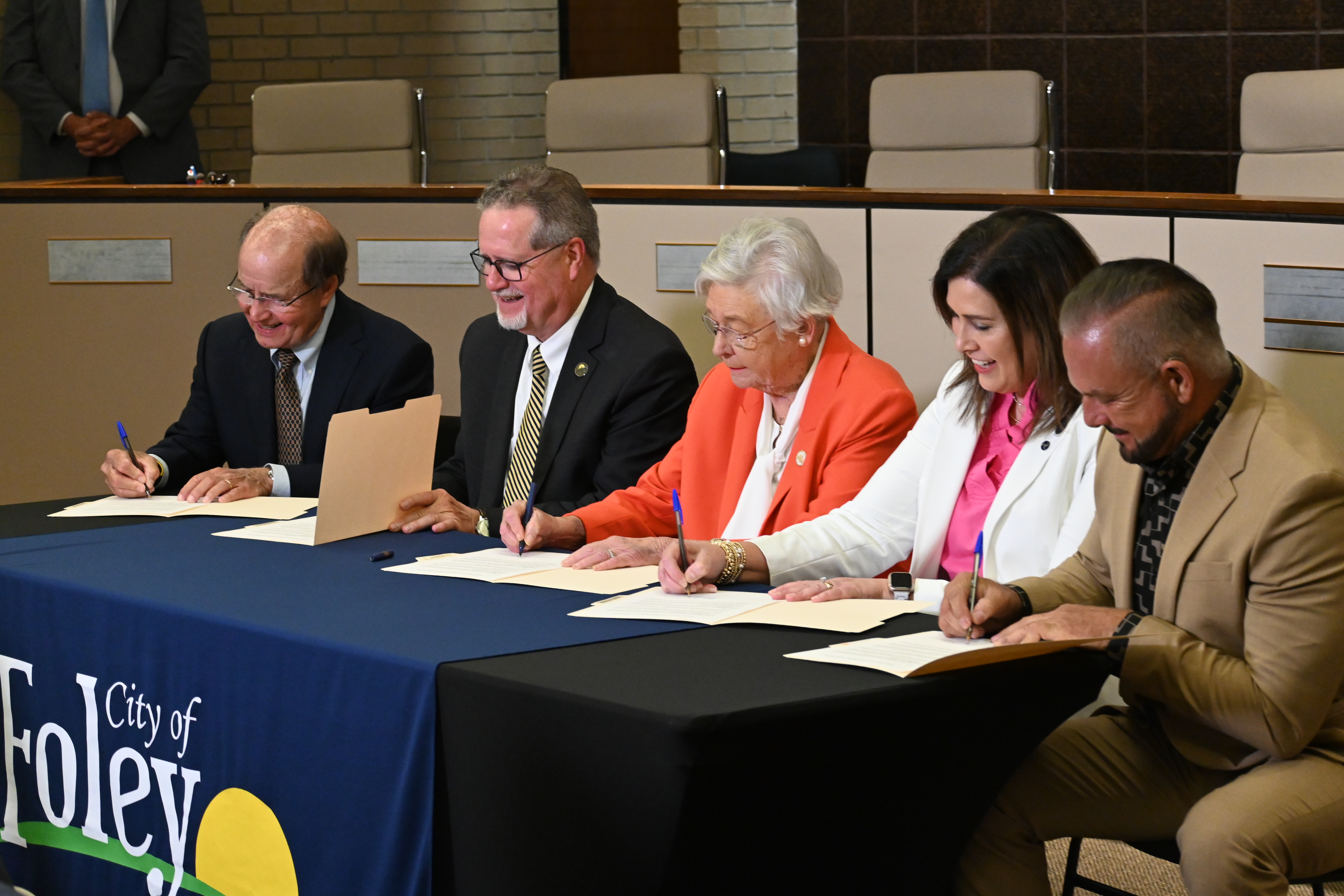 Foley Beach Express purchase agreement signing - al.com