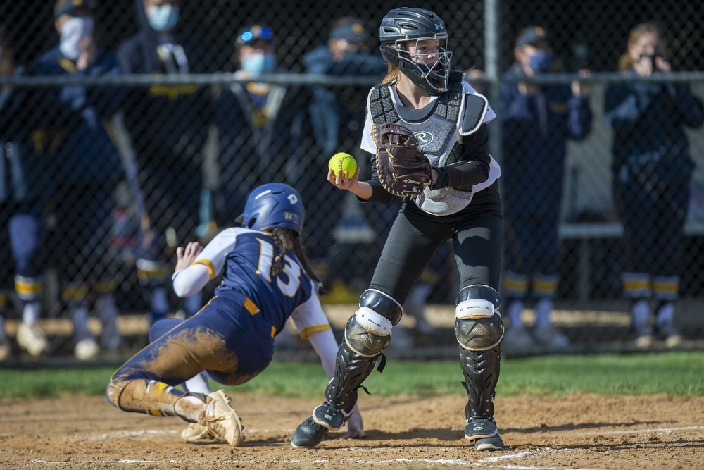 Cedar Cliff defeats CD East 18-10 in softball - pennlive.com