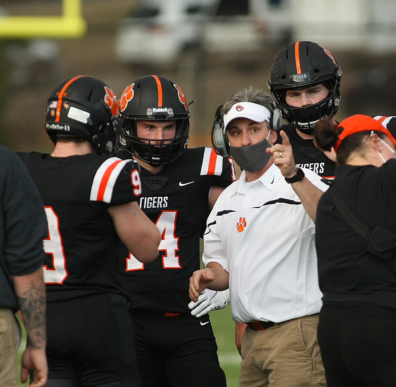 Ware vs South Hadley Football 3/26/21 - masslive.com