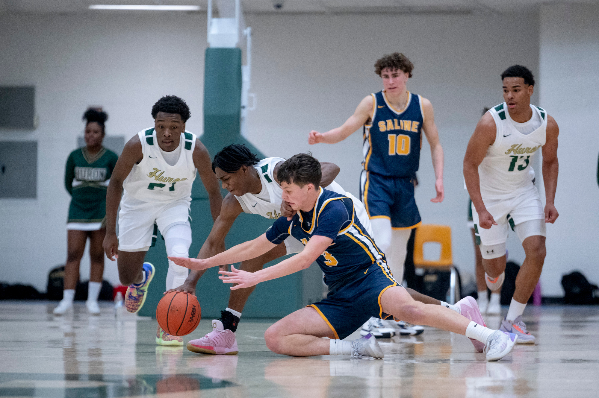 Ann Arbor Huron vs. Saline high school boys basketball - mlive.com