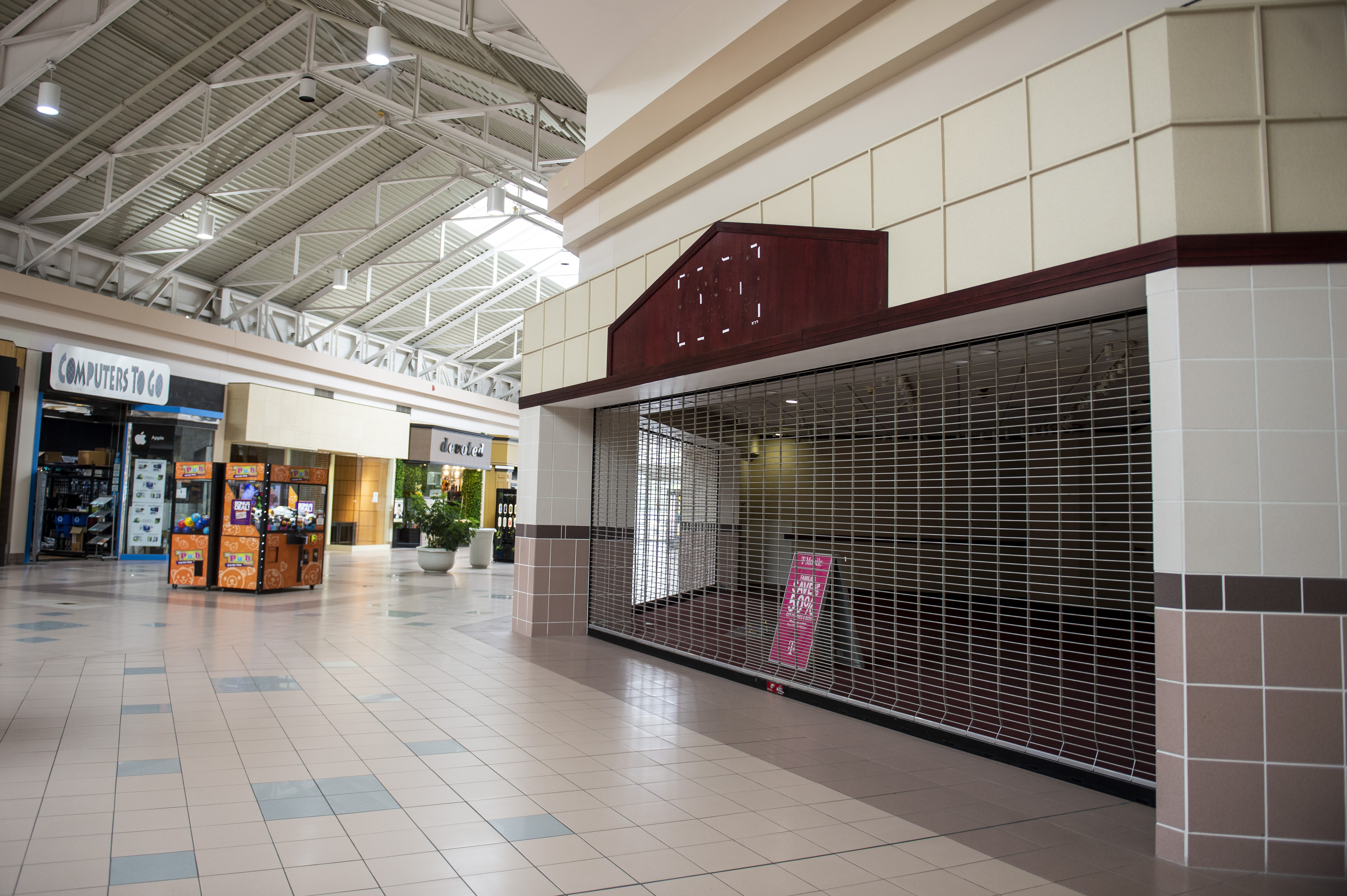 Mid-Michigan malls welcome new tenants amid wave of retail bankruptcies ...