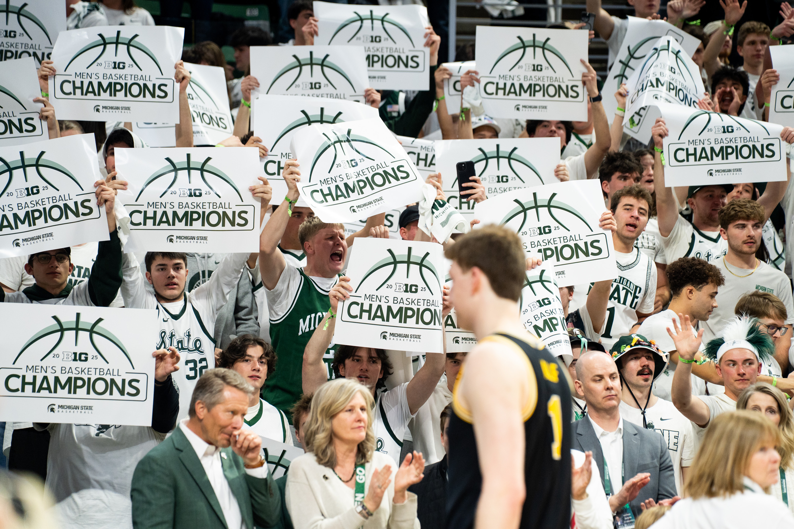 Michigan State celebrates outright regular season Big Ten title - mlive.com