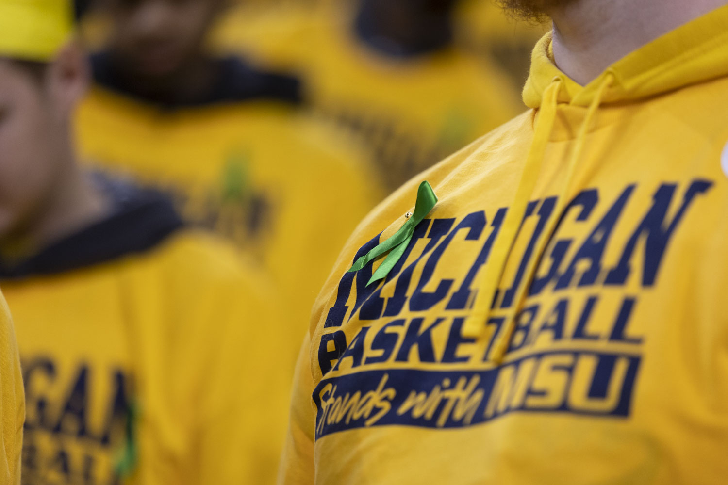 Michigan basketball honors Spartan neighbors five days after a tragic ...