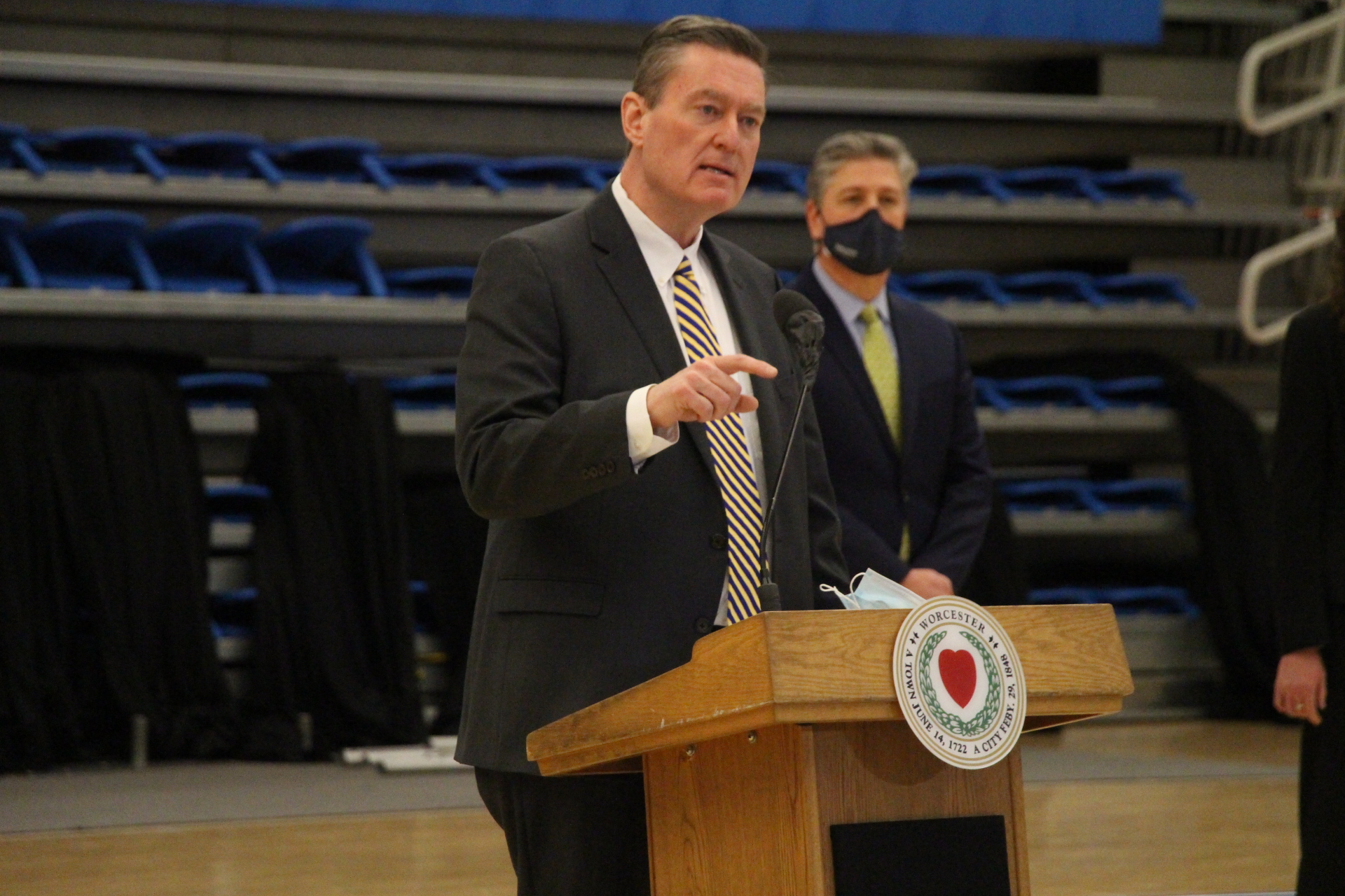 Officials speak at super vaccination site in Worcester - masslive.com