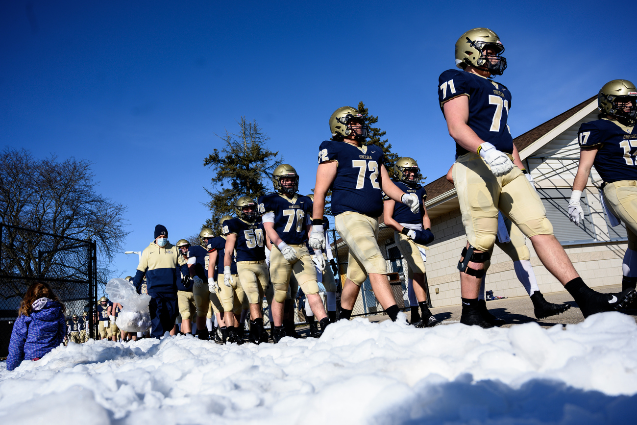 Chelsea vs. Flint Kearsley regional final football - mlive.com