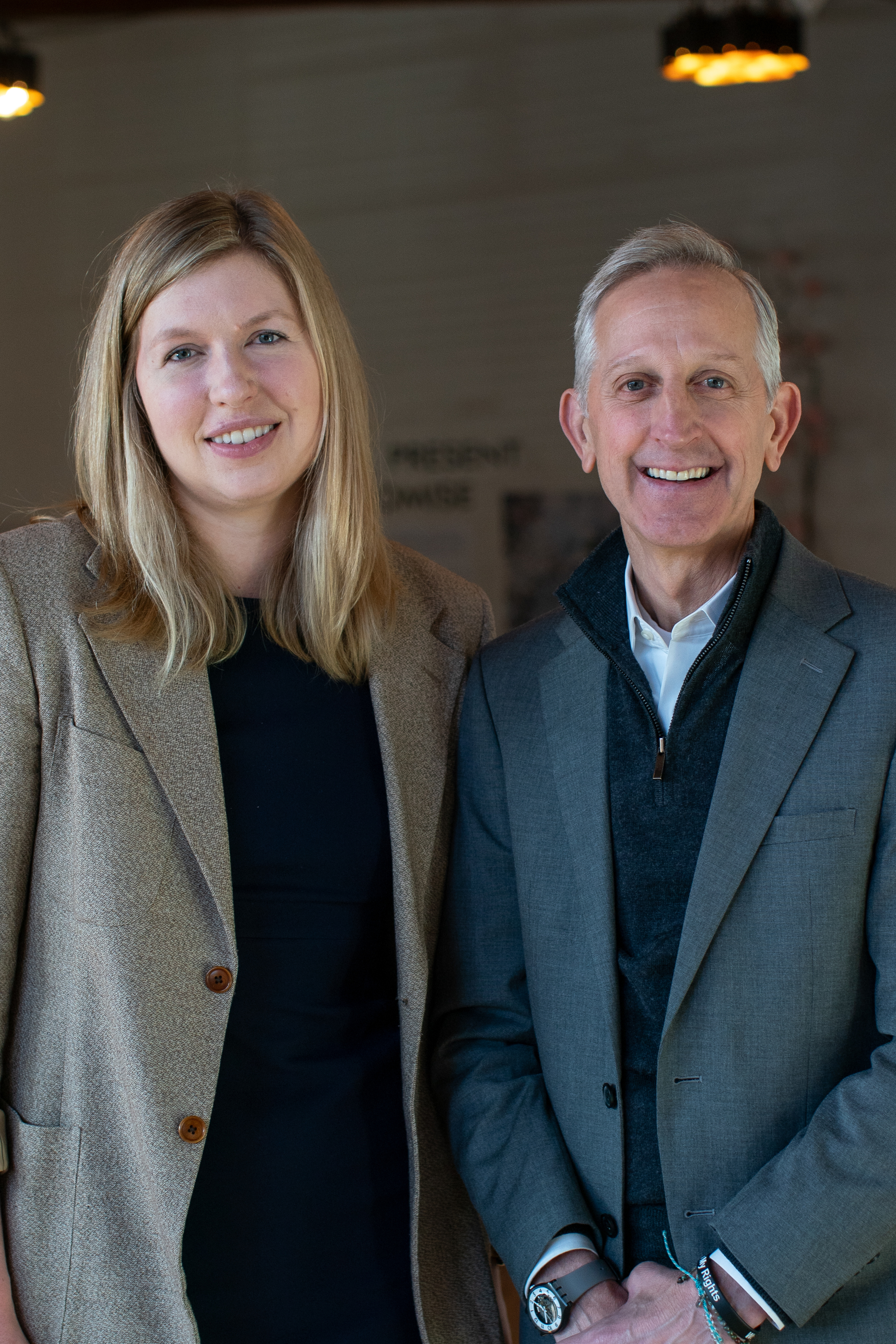 Mayor Keith Wilson at CityTeam November 2025 - oregonlive.com