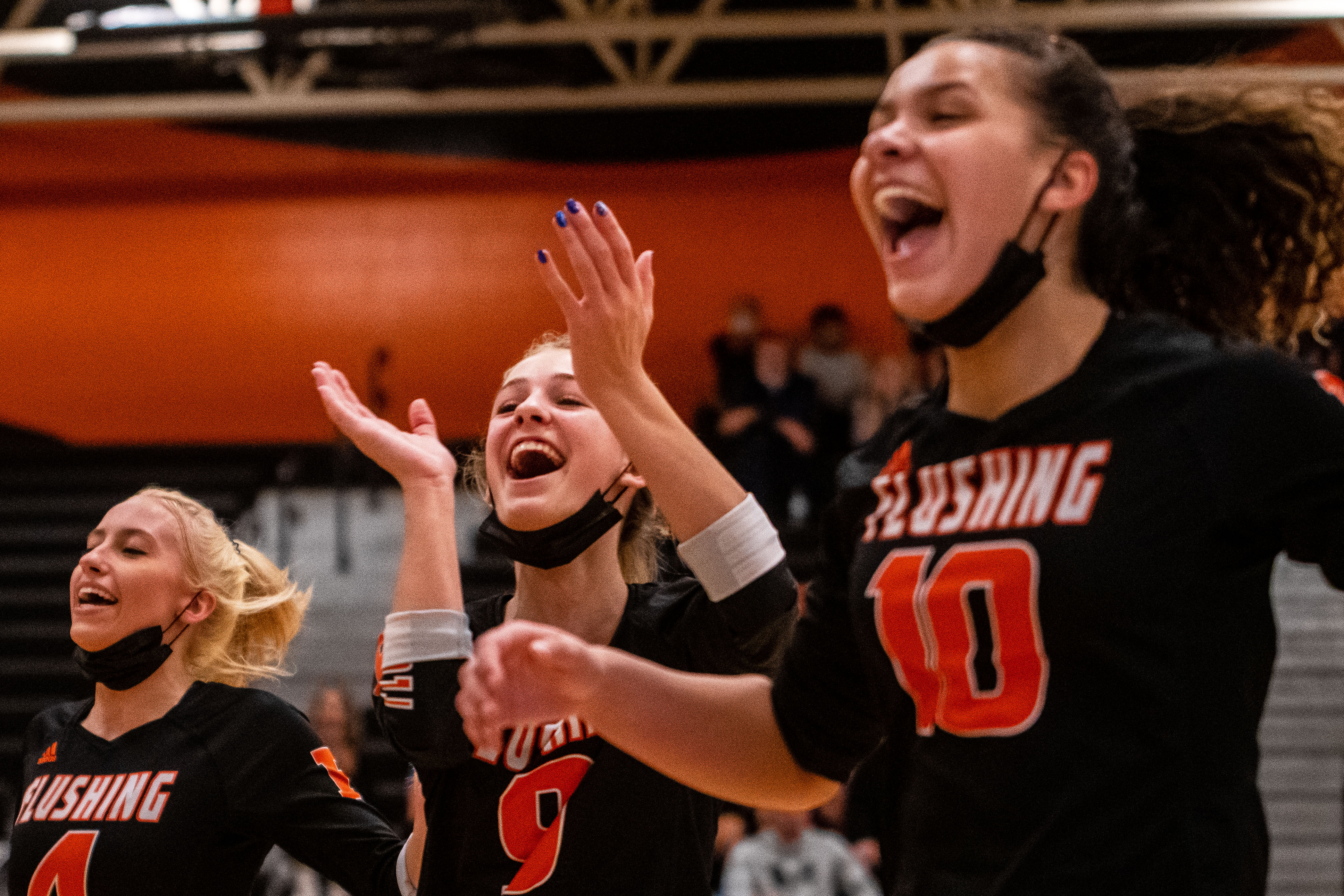 Davison volleyball defeats Flushing in Division 1 regional semifinal ...