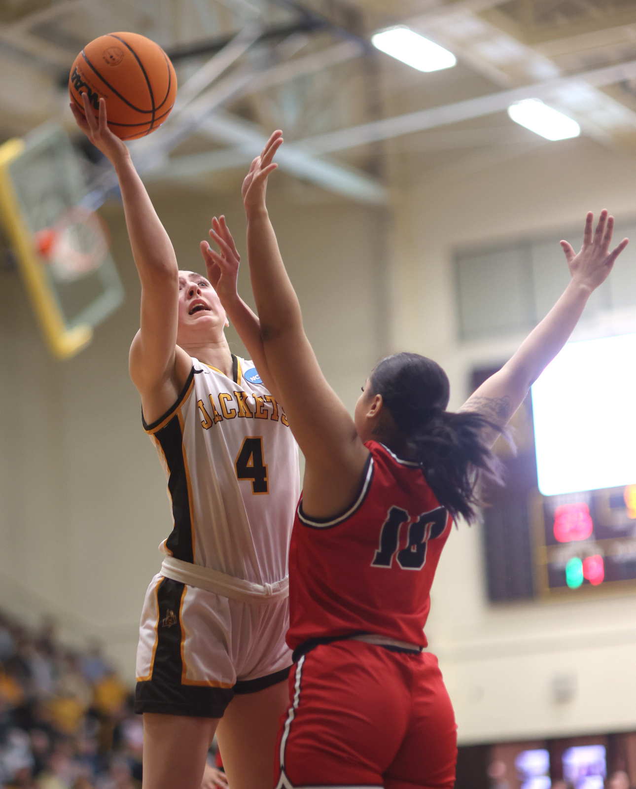 Baldwin Wallace vs. La Roche, Women's Div III basketball first round ...
