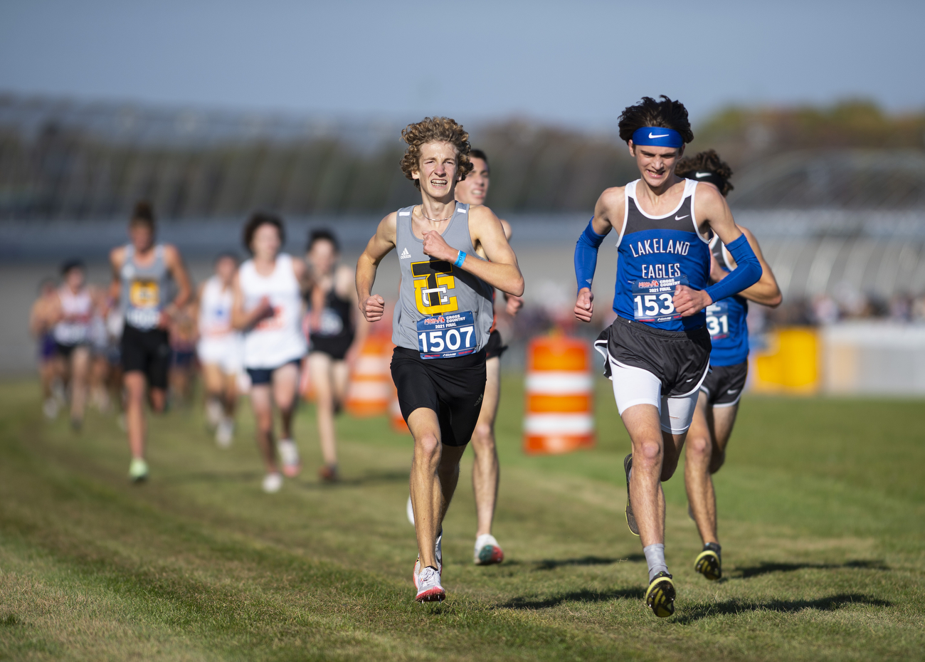 Division 1 boys race at 2021 MHSAA Cross Country championships - mlive.com
