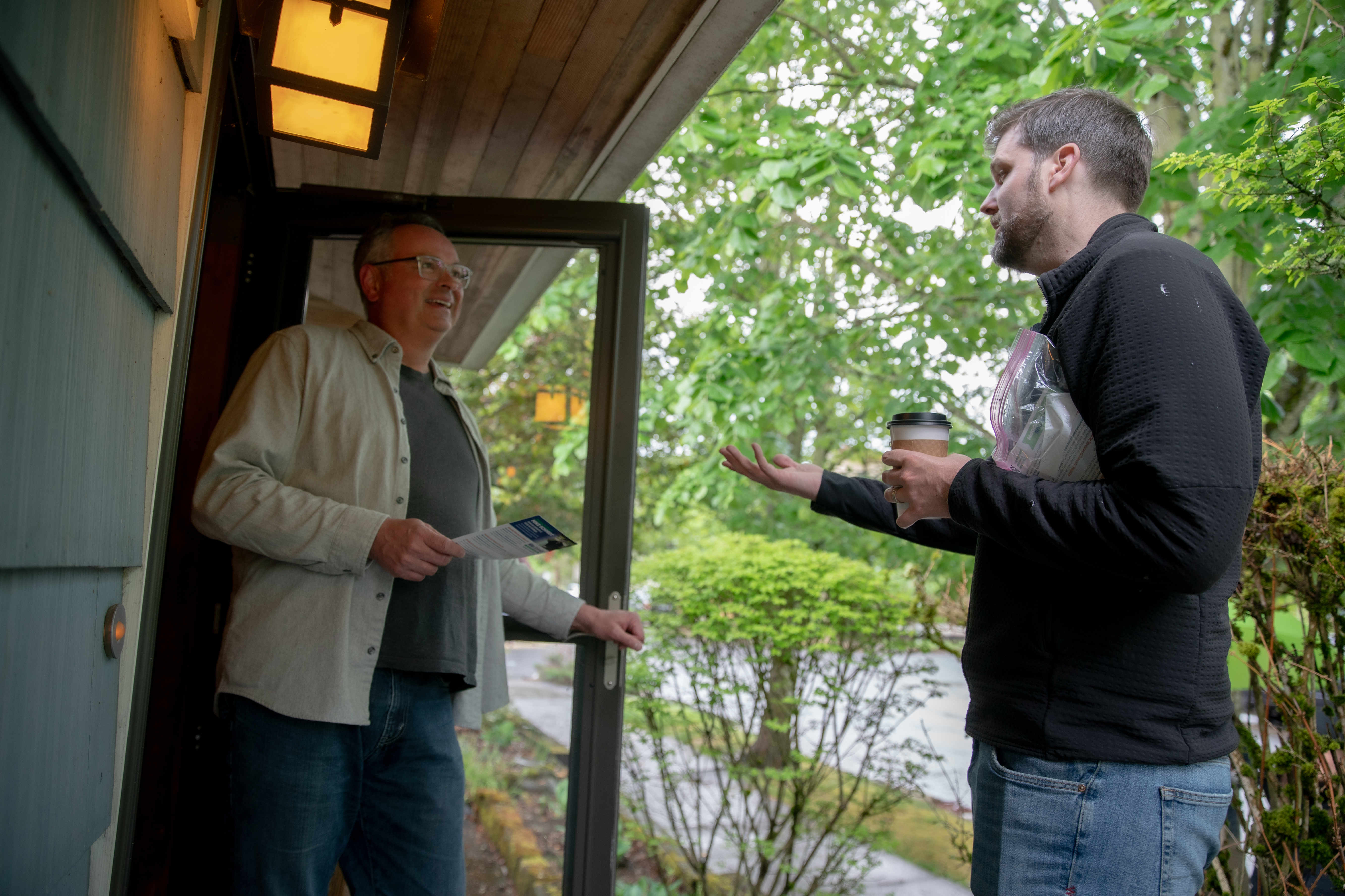 Multnomah County District Attorney Mike Schmidt goes canvassing door-to ...