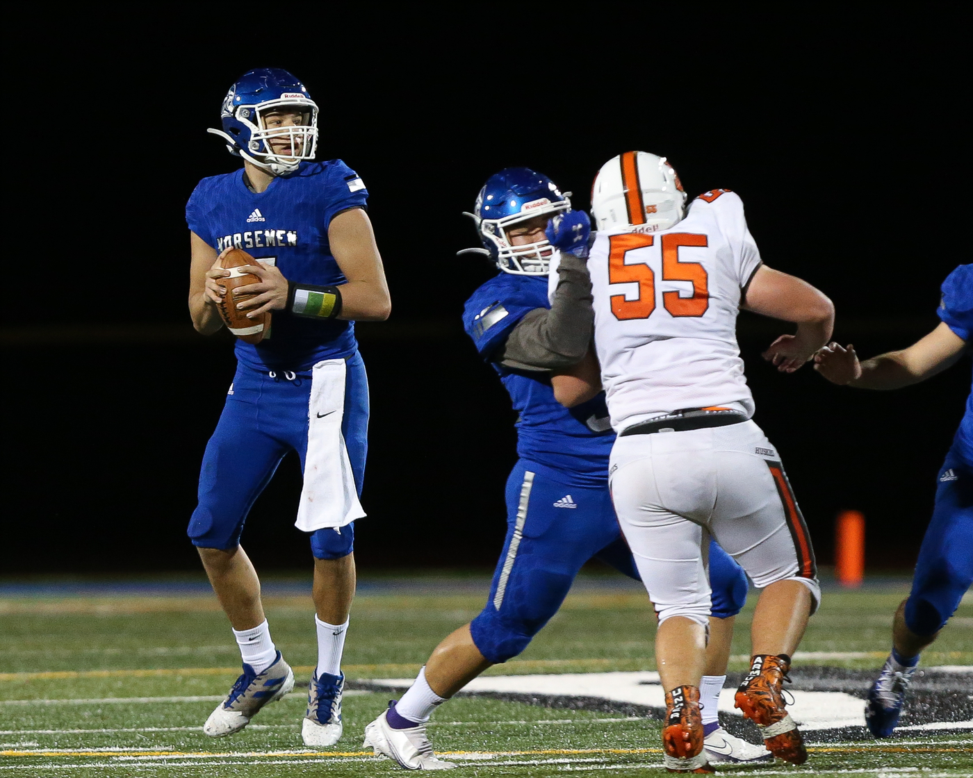 Football: Demarest defeats Dumont 46-22 - nj.com