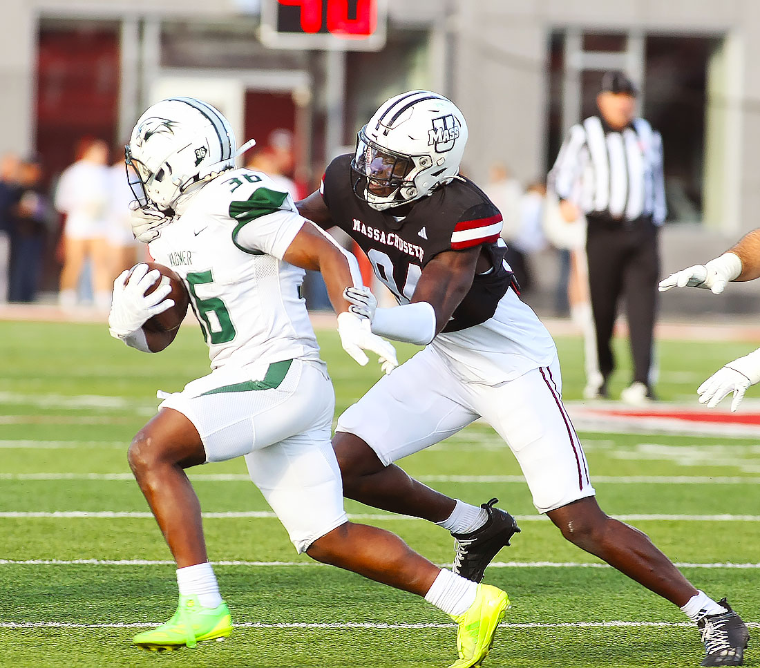 UMass Football vs Wagner 10/26/24 - masslive.com