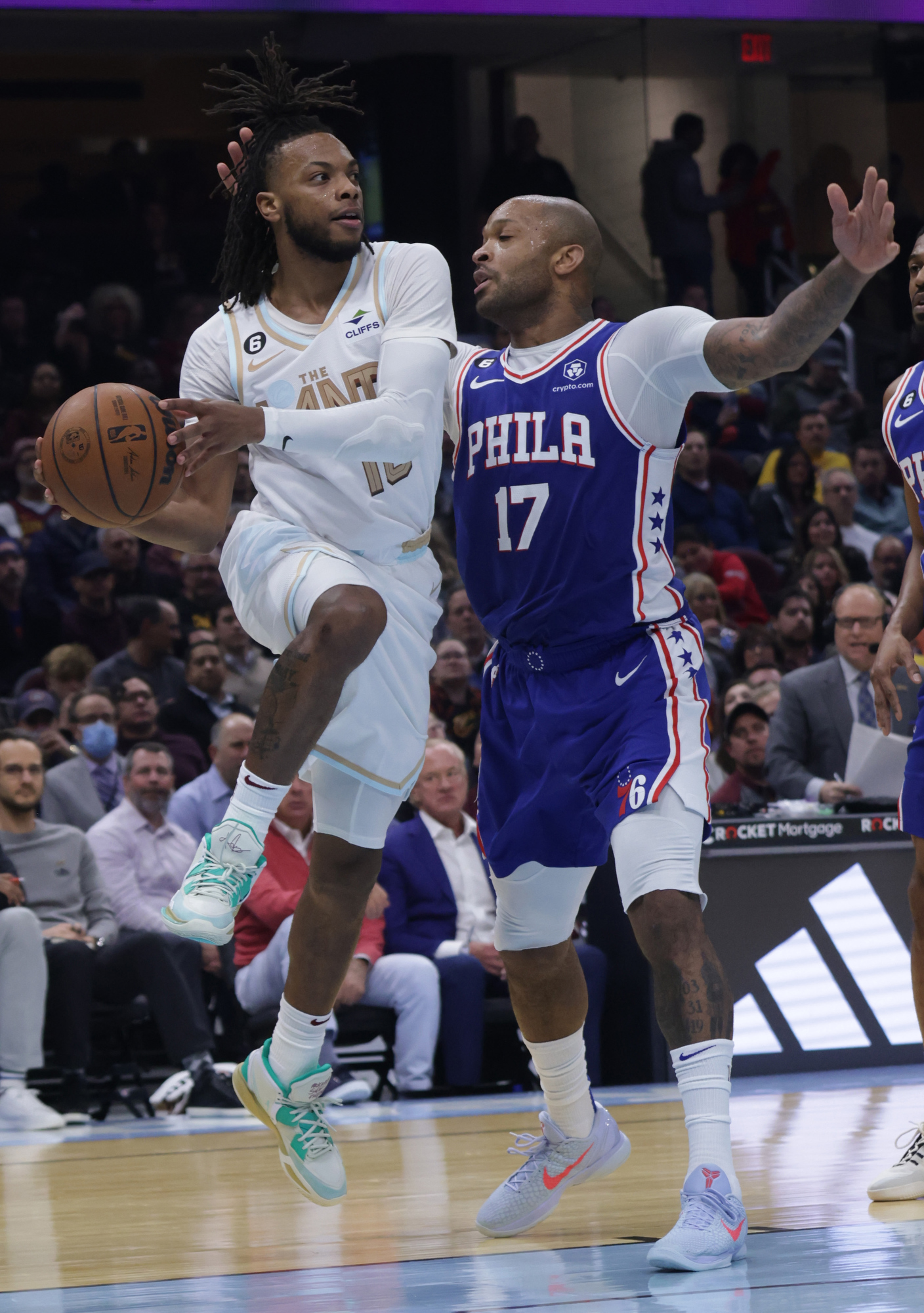 Philadelphia 76ers at Cleveland Cavaliers, November 30, 2022 ...