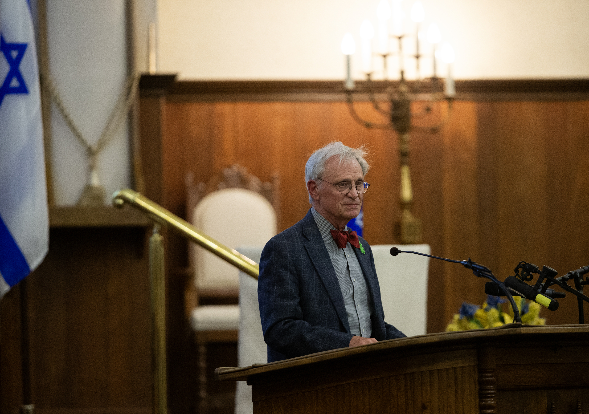 Neveh Shalom community gathering in solidarity with Israel - oregonlive.com
