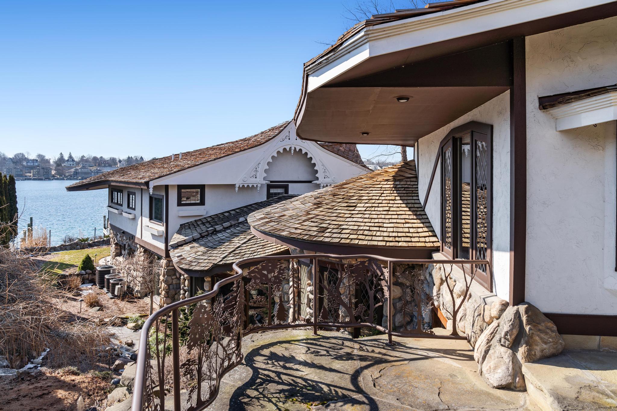 1 Thistle Downs on Charlevoix's Round Lake on market for $5.9M - mlive.com