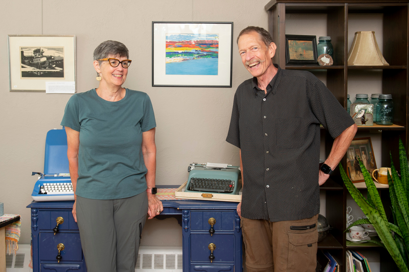 Ypsilanti vintage stores capture town’s retro vibe - mlive.com