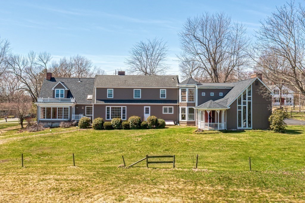 House of the Week: 15 acre, 4-bedroom home with 'farm potential' on the ...