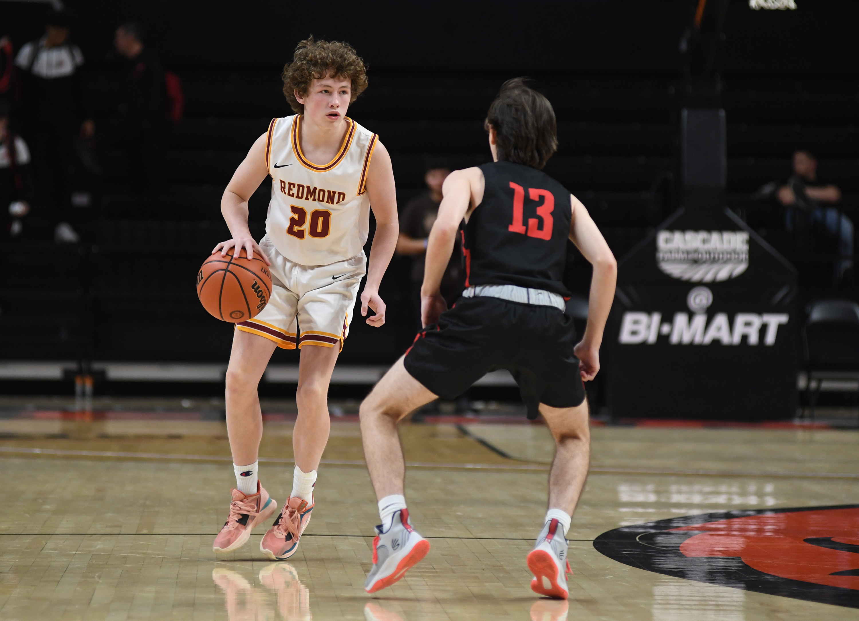 Boys basketball: Redmond Panthers vs Mountain View Cougars - oregonlive.com