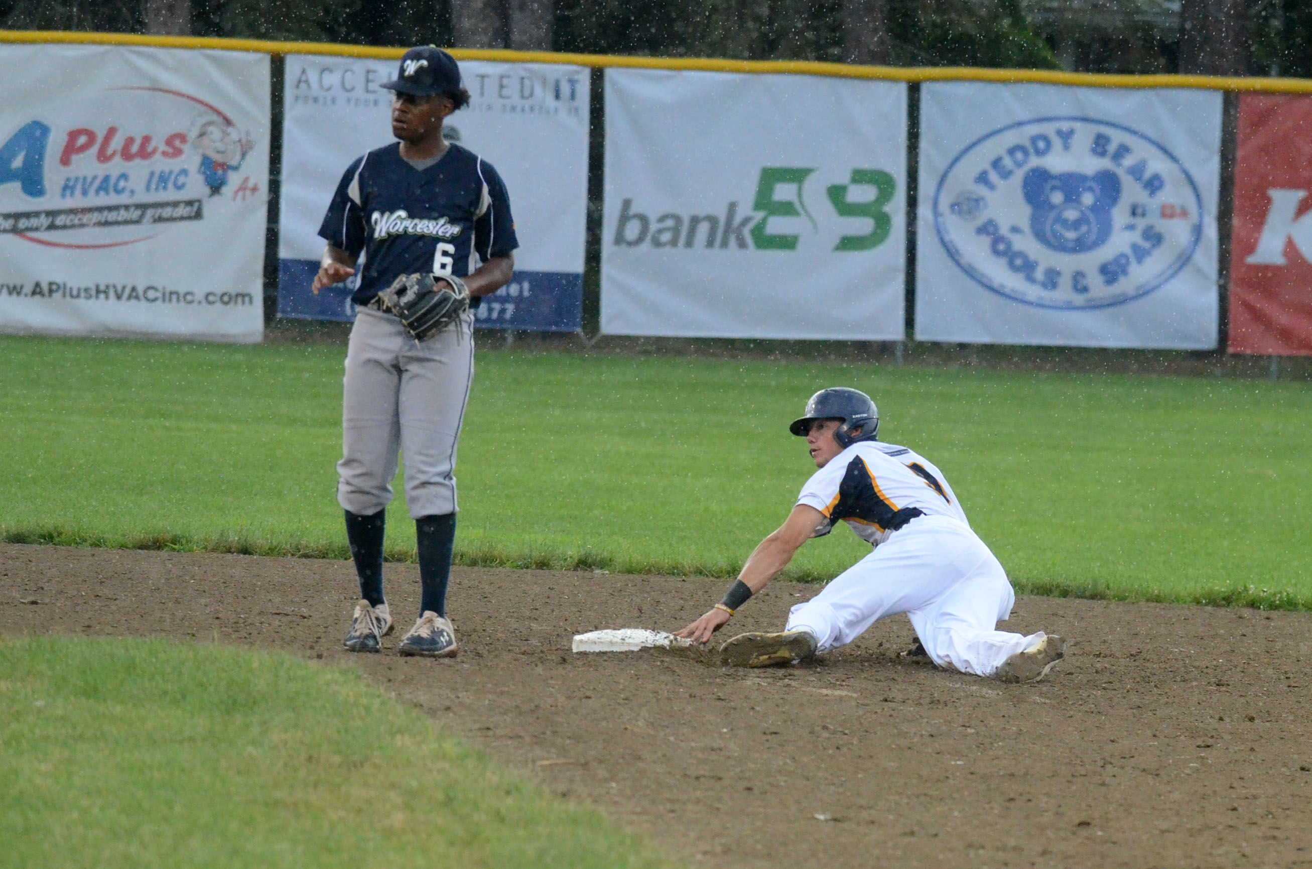 Westfield Starfires fall to Worcester Bravehearts during home opener at ...