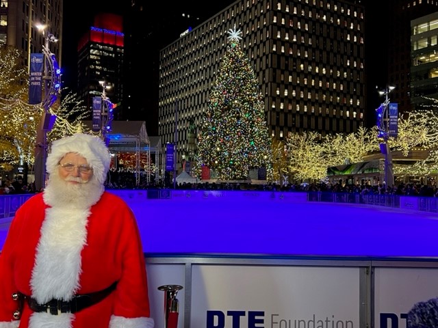 Detroit Tree Lighting 2021 - mlive.com