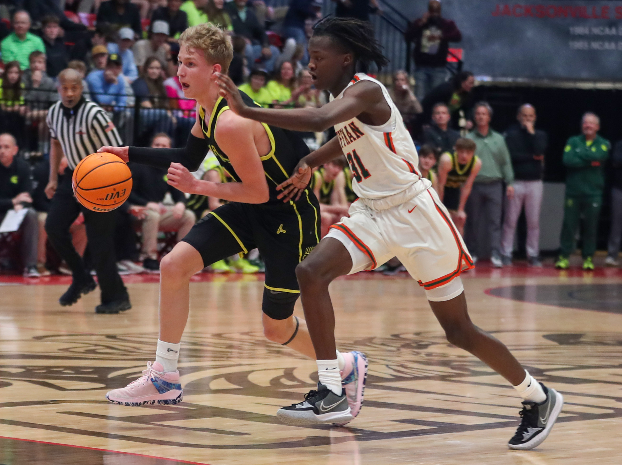 Mountain Brook vs. Huffman 6A NE boys final - al.com