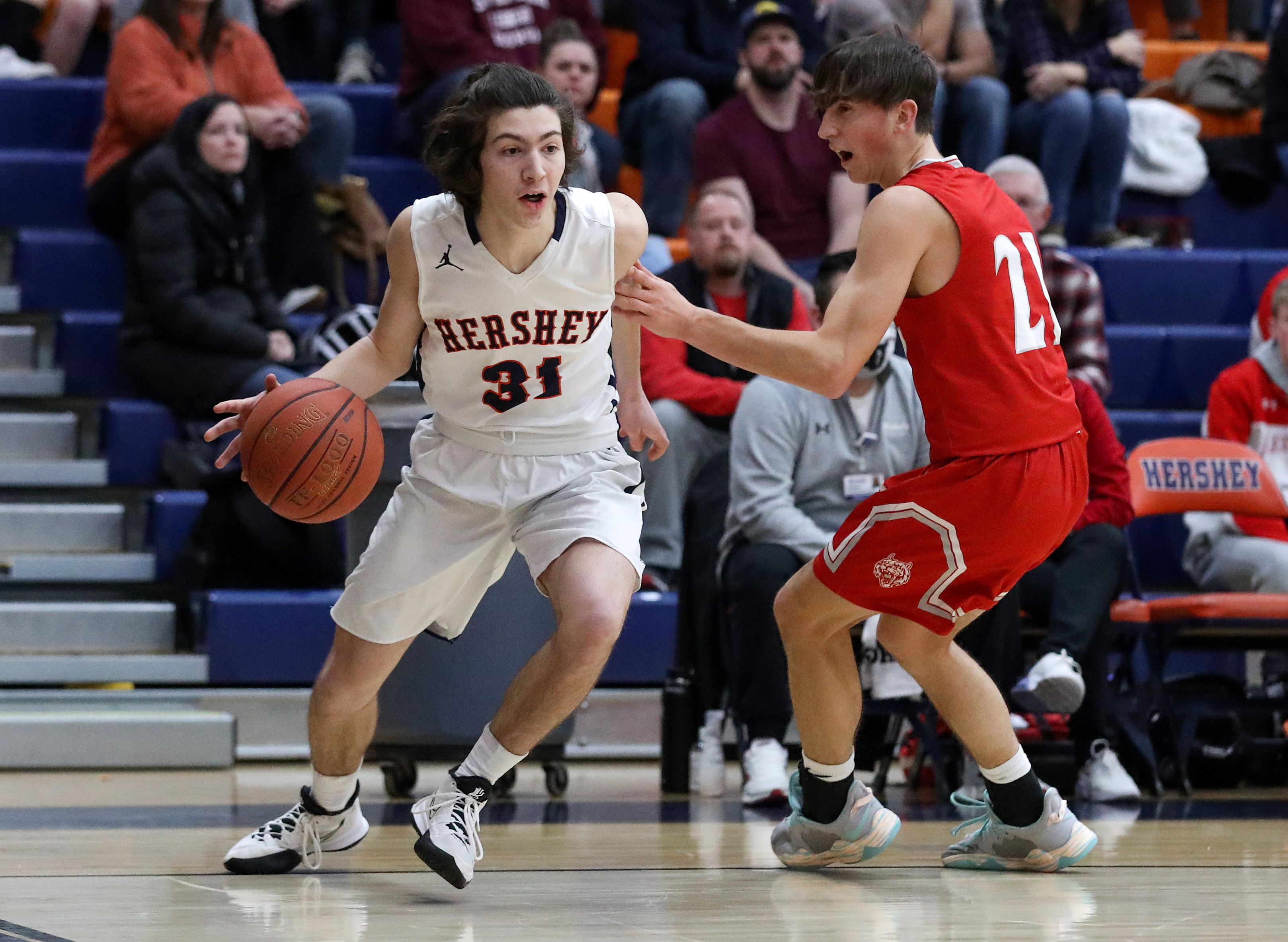 Hershey plays Fleetwood in boys D3 basketball playoffs - pennlive.com