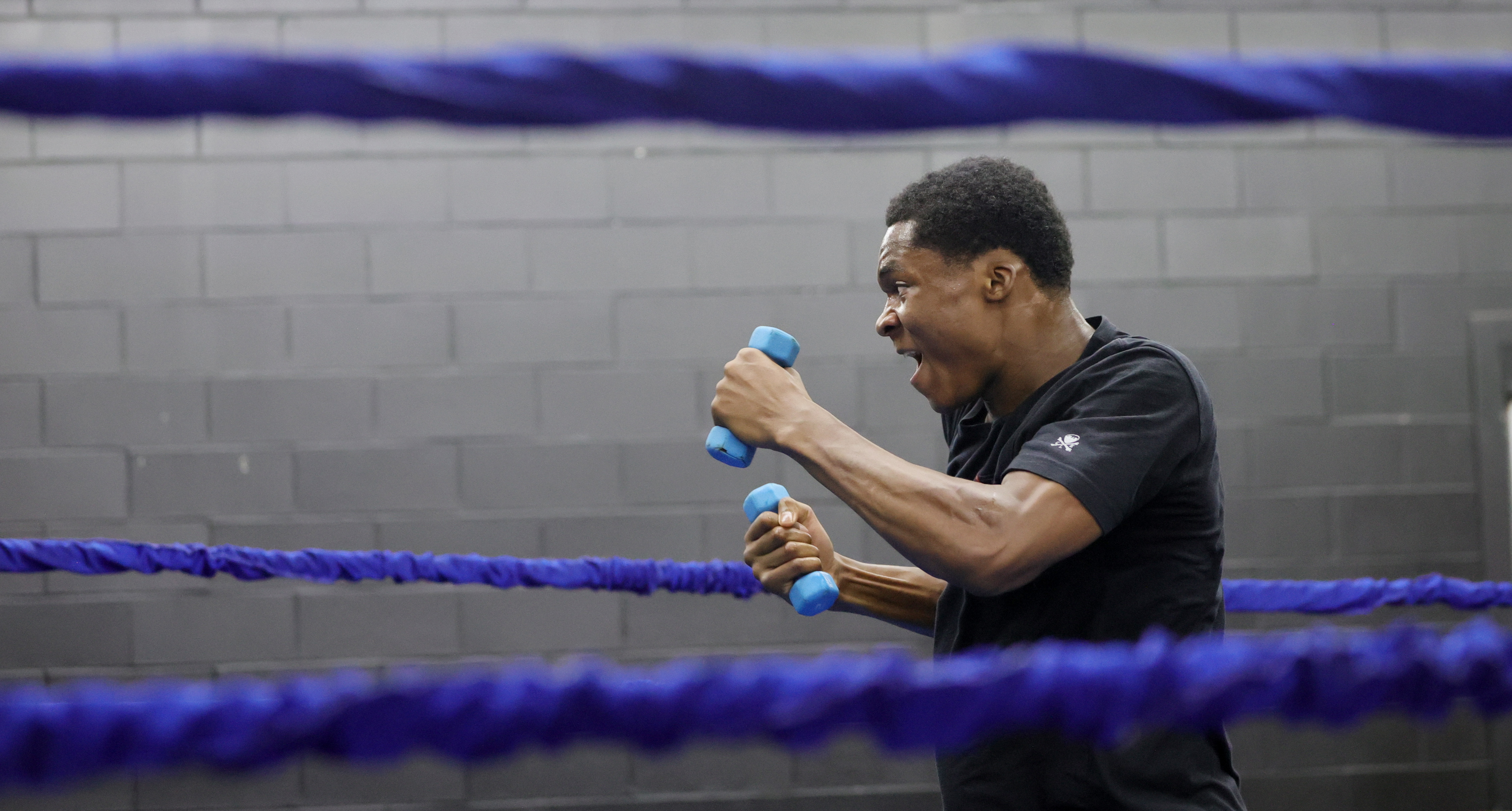 Abdullah Mason trains for his upcoming fight June 7, 2025, against ...