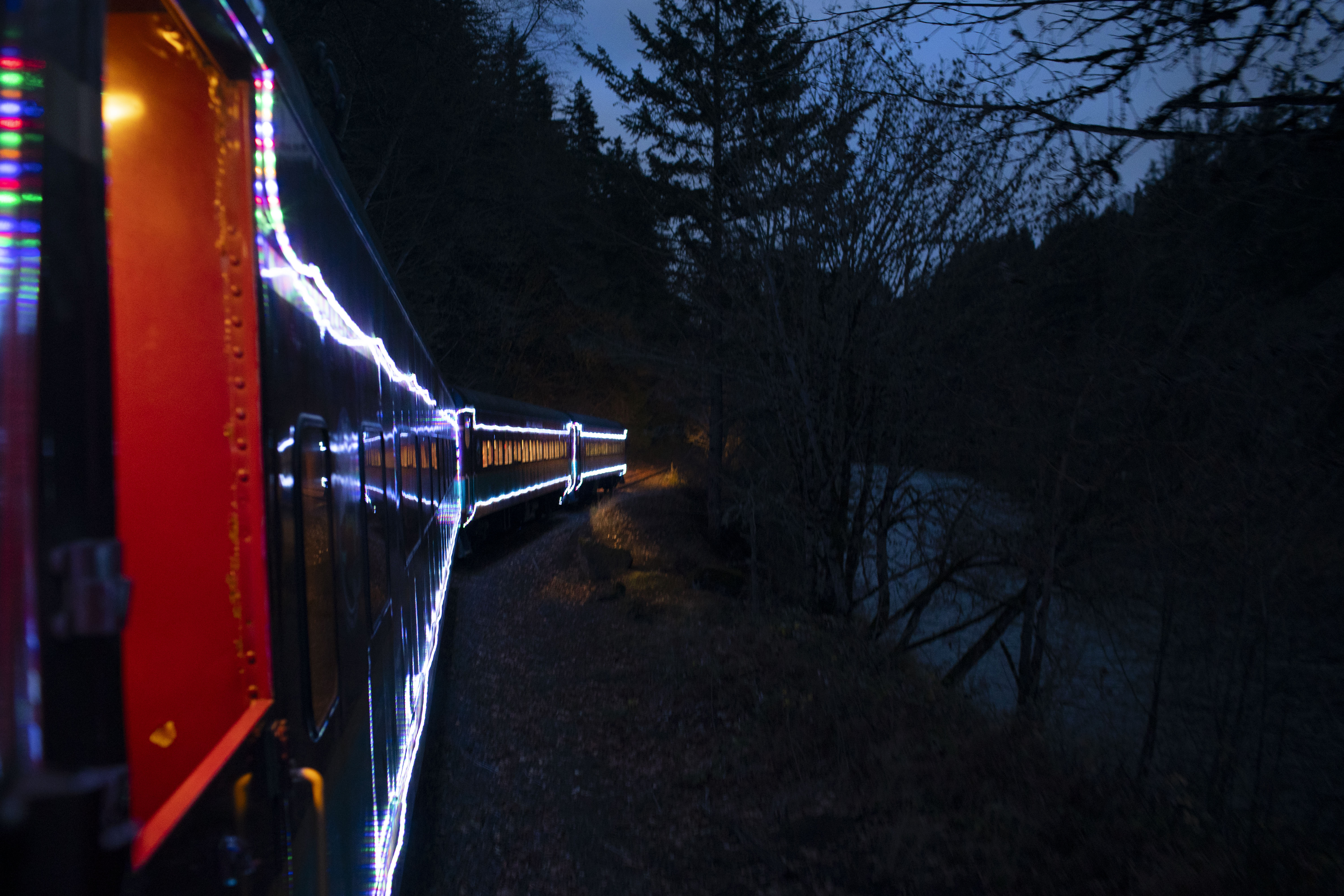Hood River Railroad Polar Express - oregonlive.com