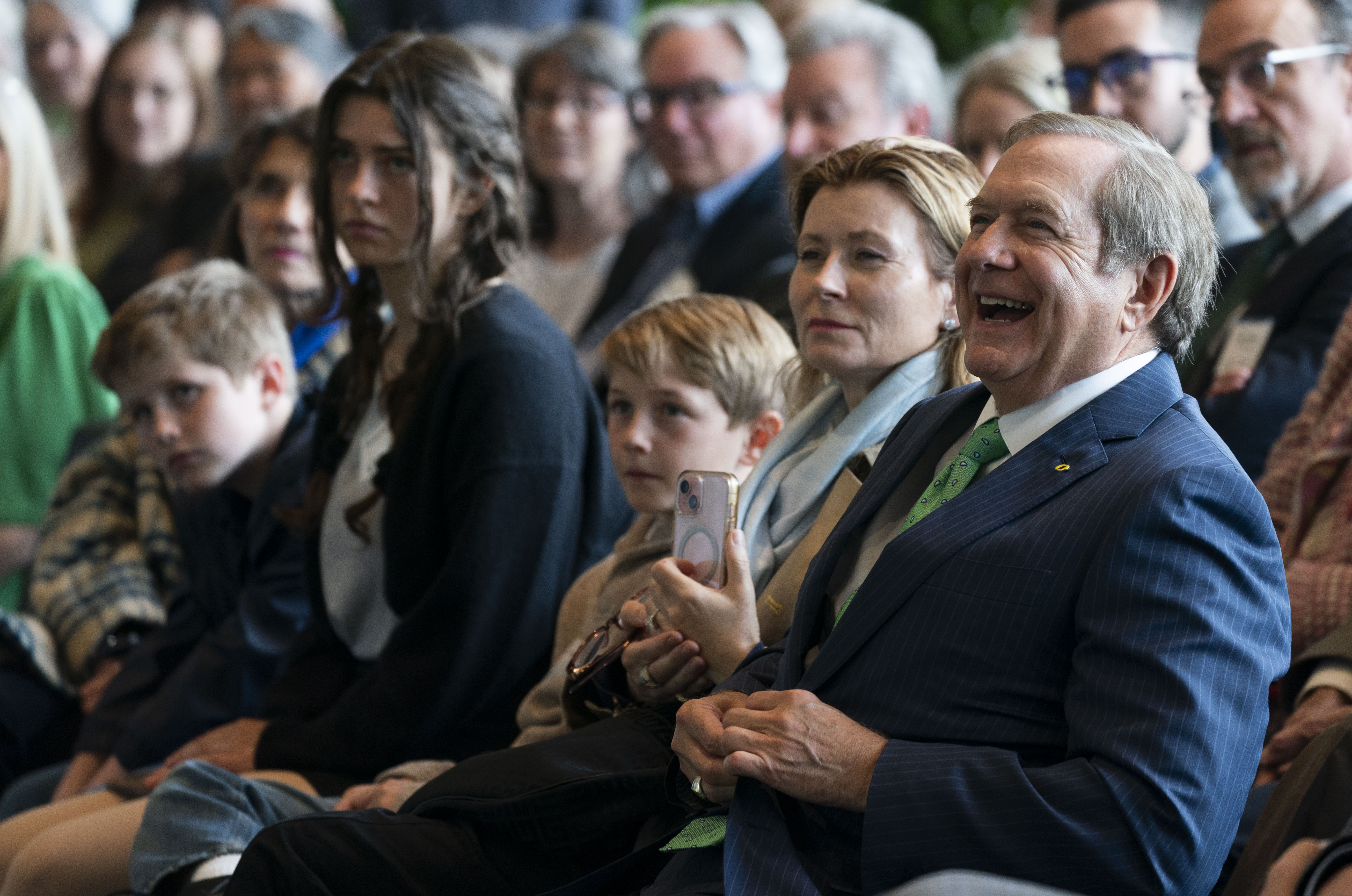 Schnitzer family gifts $25 million to University of Oregon - oregonlive.com