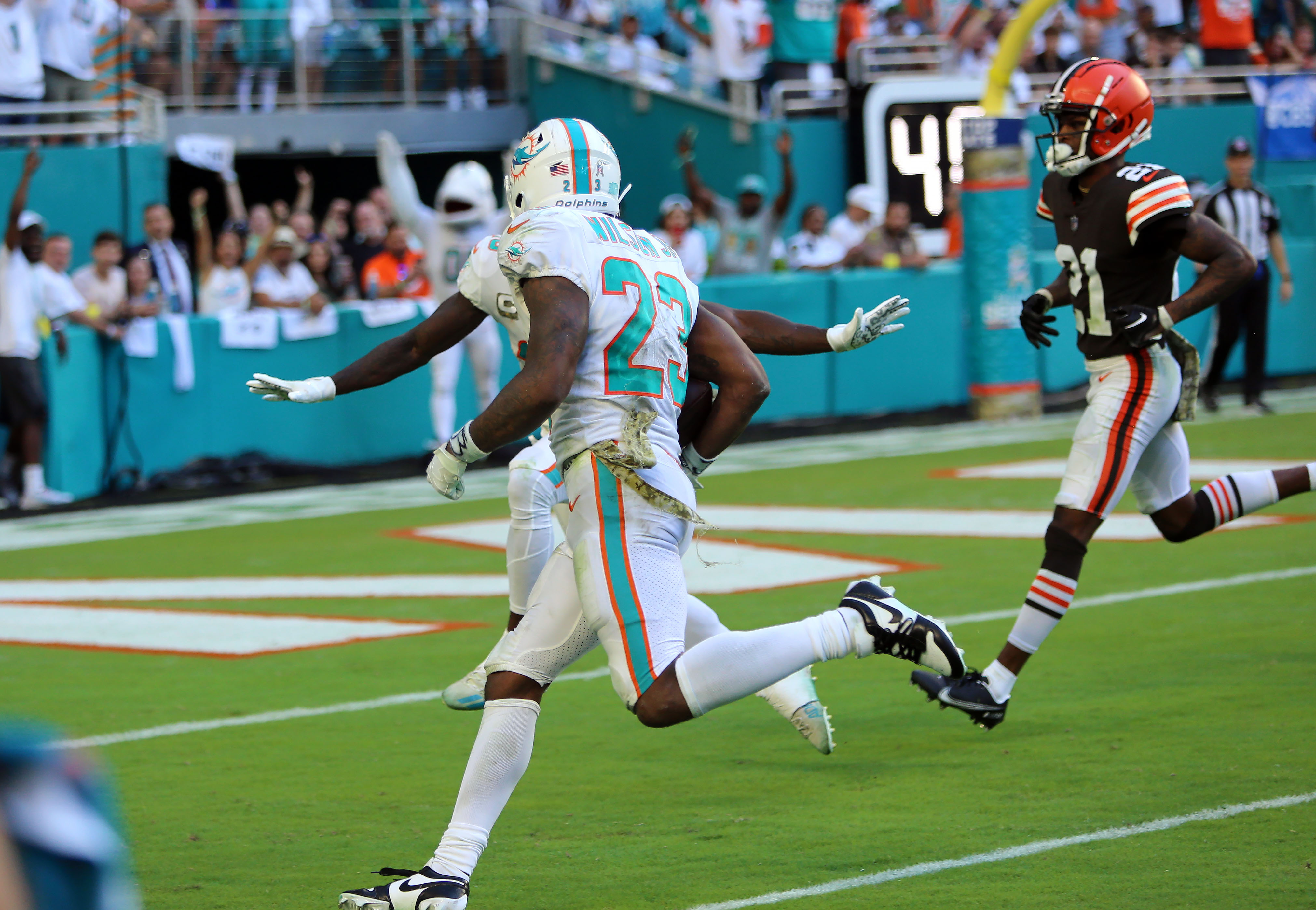 Cleveland Browns vs. Miami Dolphins, November 13, 2022 - cleveland.com
