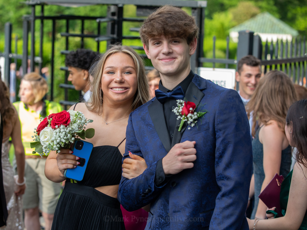 Hershey High School prom part 2: See 31 more photos from Hershey Garden ...