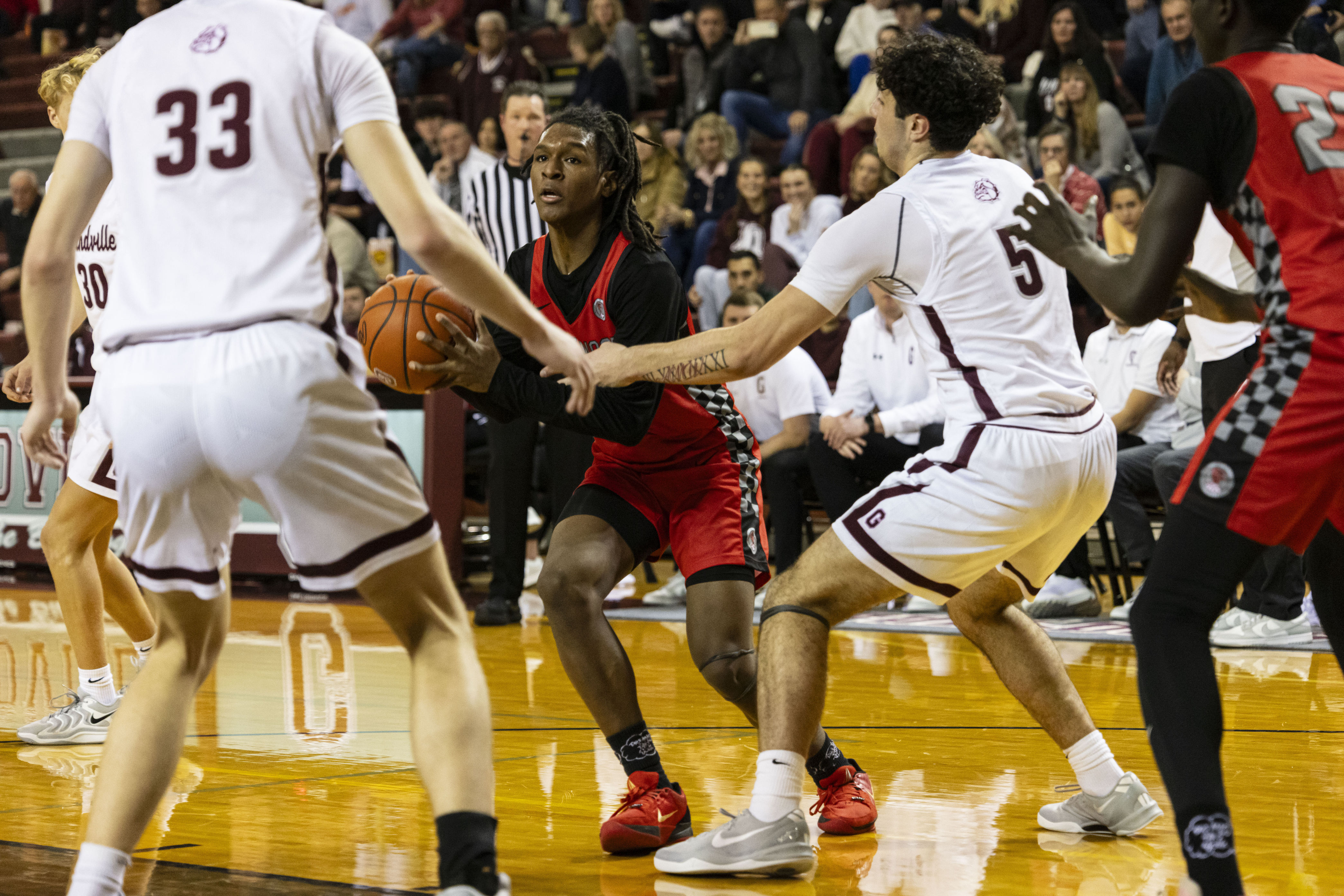 Grandville hosts East Kentwood in high school boys basketball - mlive.com