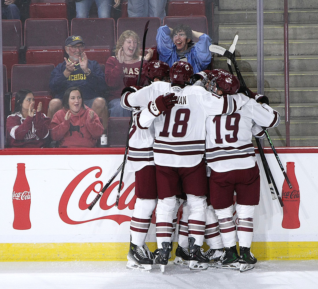 UMass Hockey vs Northern Michigan 10/4/25 - masslive.com