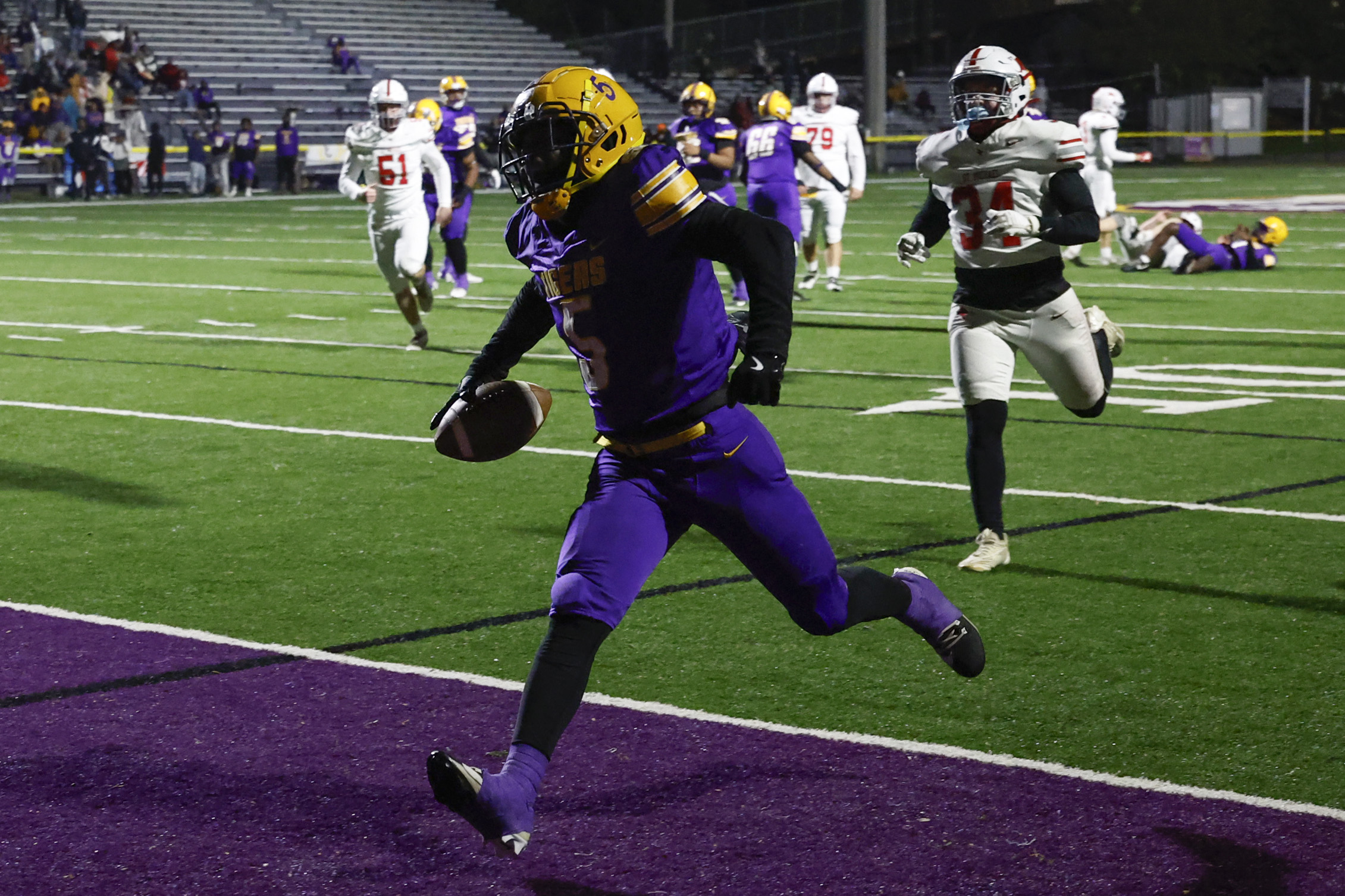 St. Michael at Fairfield 4A Football Playoffs - al.com