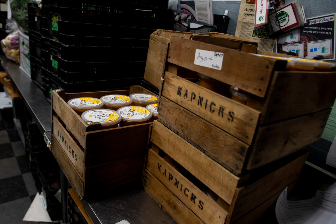 Argus Farm Stop moves business at Packard location online during COVID ...