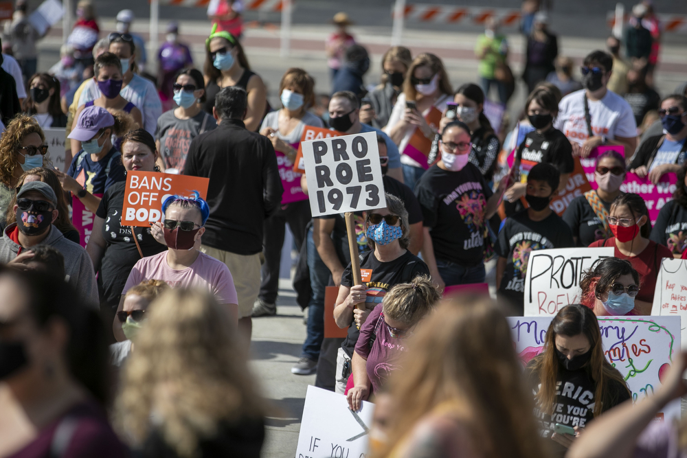 Reproductive Right Rally held at Pennsylvania Capitol Saturday ...