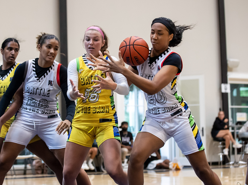 Team Philly defeats Team Harrisburg 82-77 in Battle in the Barn girls ...