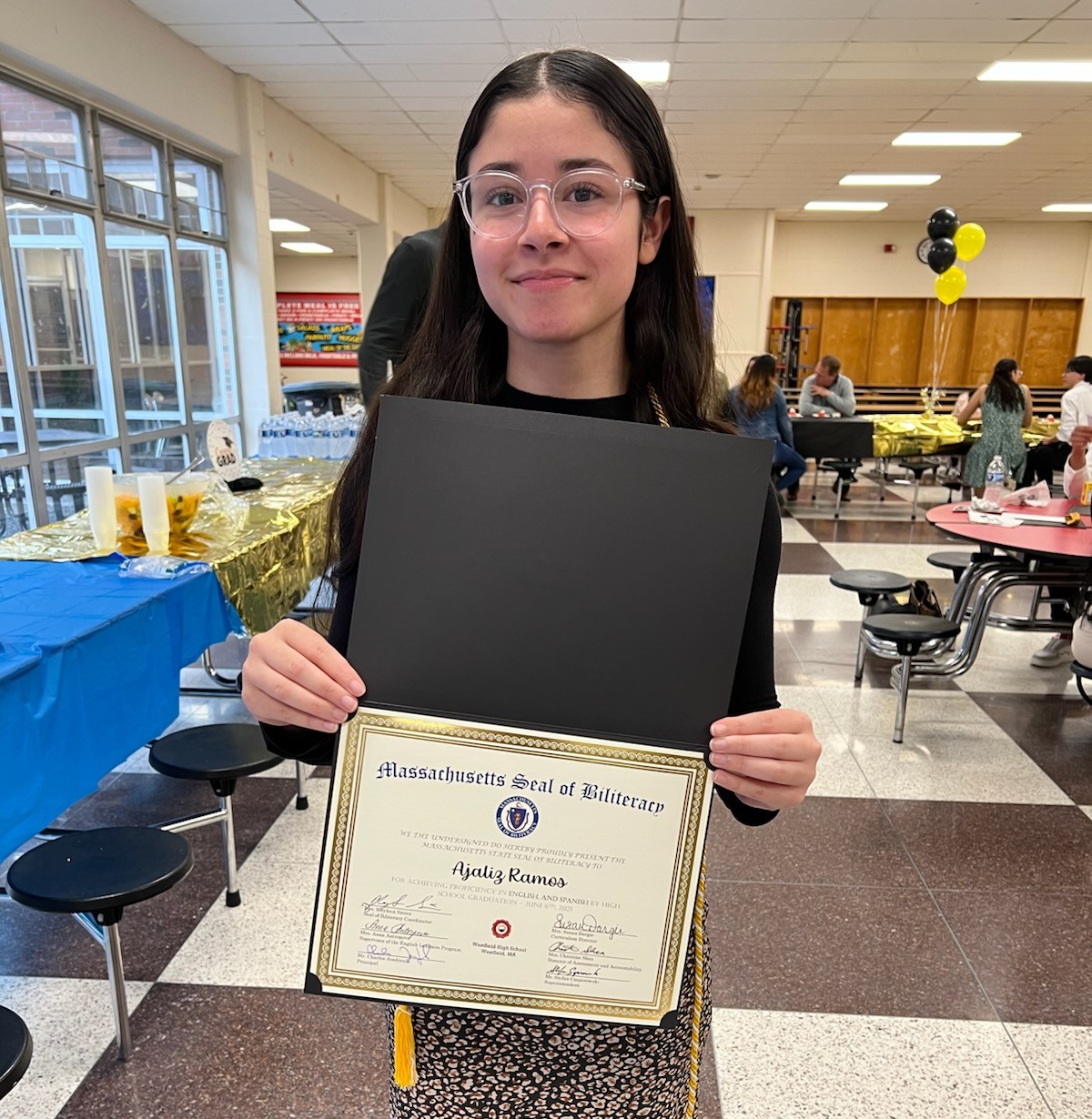 Sixteen WHS students receive Global Seal of Biliteracy in ceremony ...
