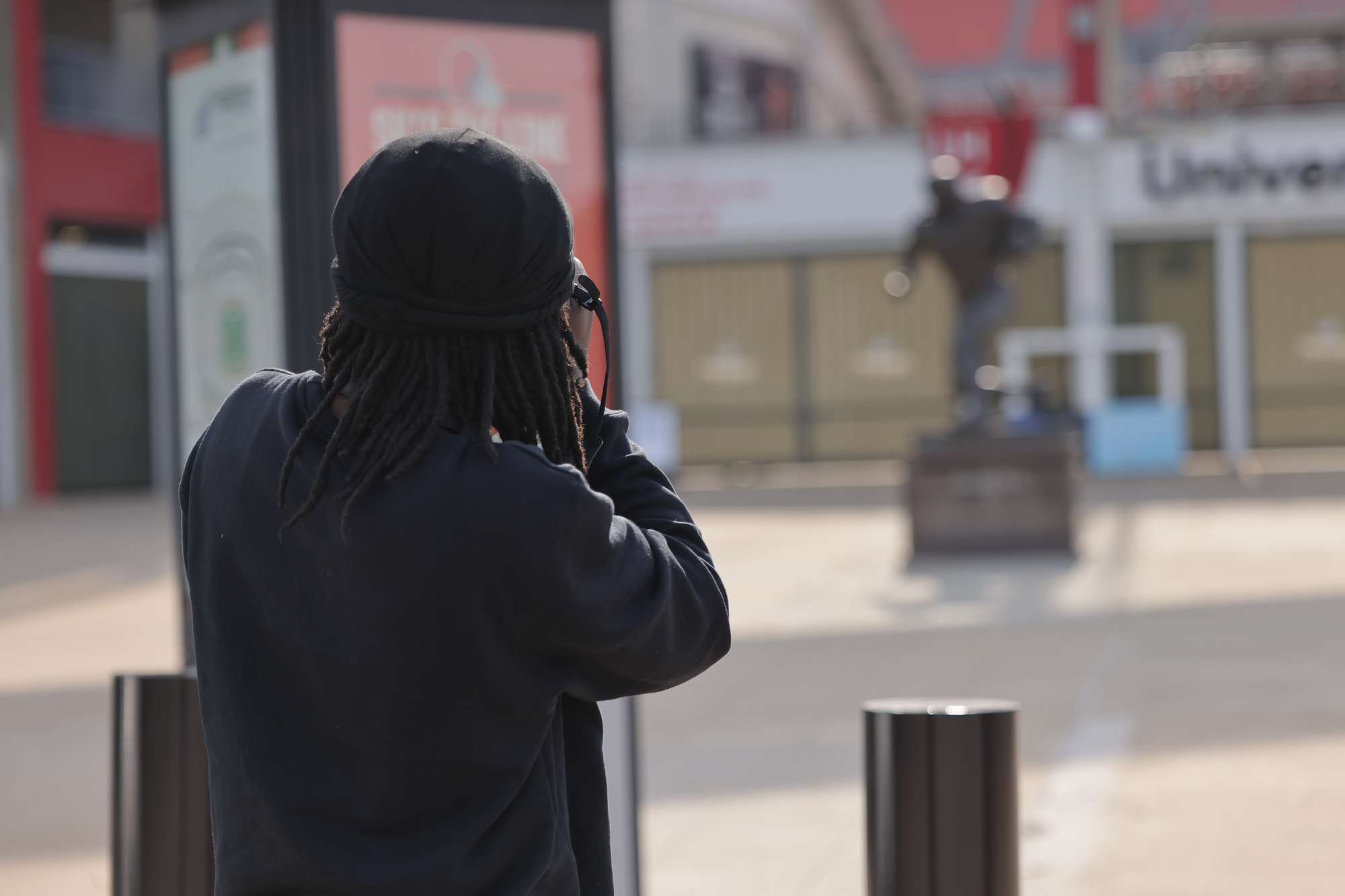 Jim Brown statue at Cleveland Browns Stadium - cleveland.com