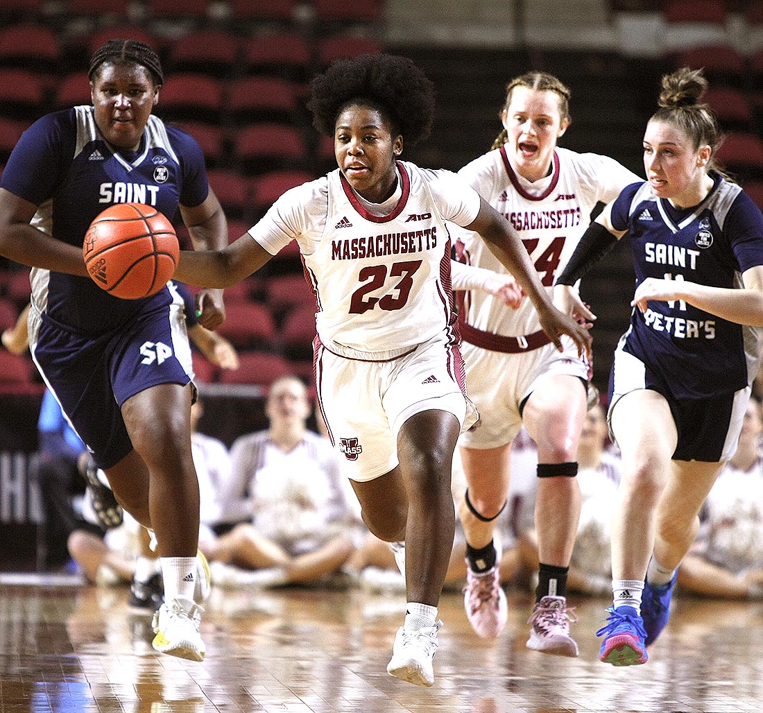 UMass Women's Basketball vs Saint Peter's 12/21/22 - masslive.com