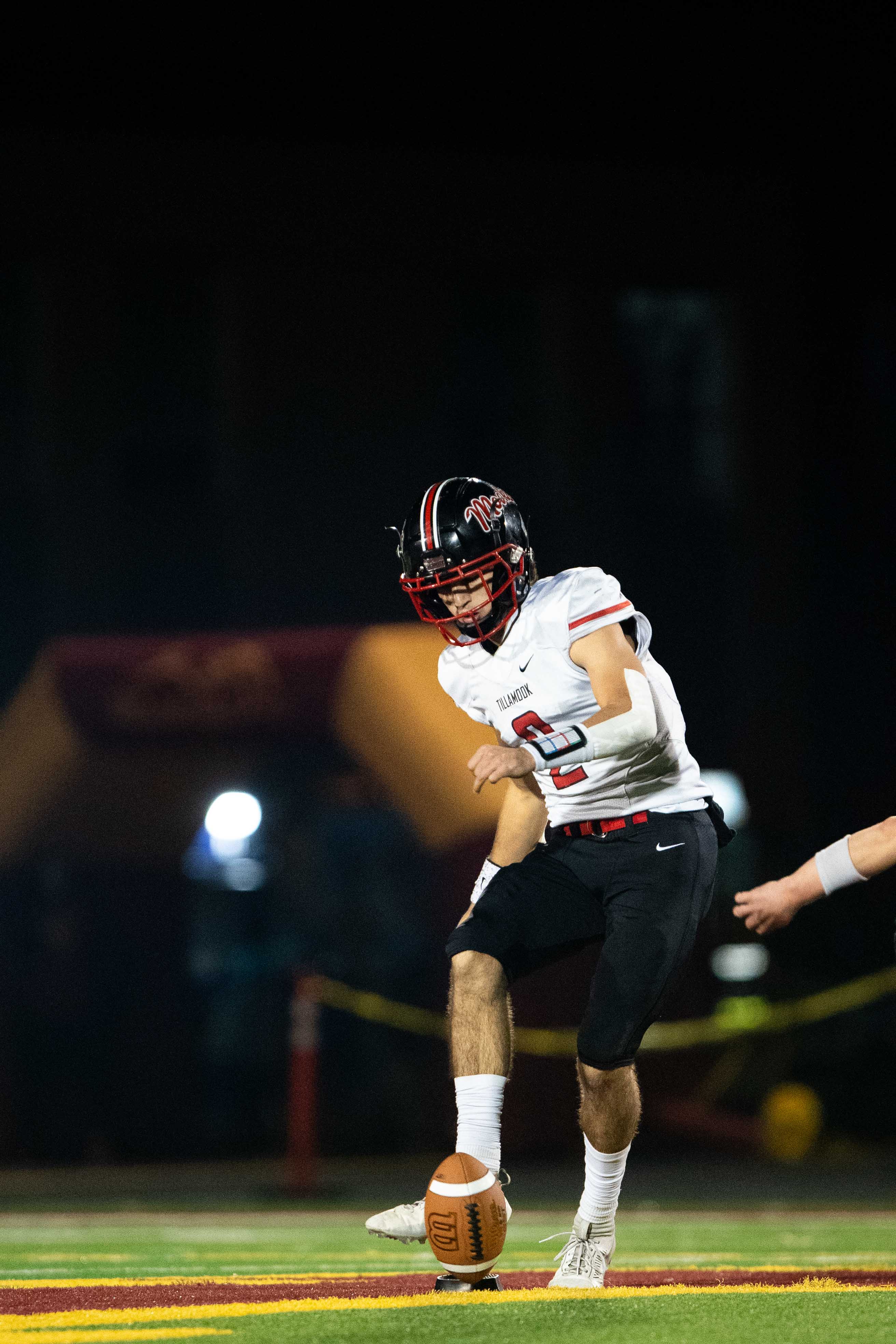 Oregon high school football: Tillamook Cheesemakers vs Milwaukie ...