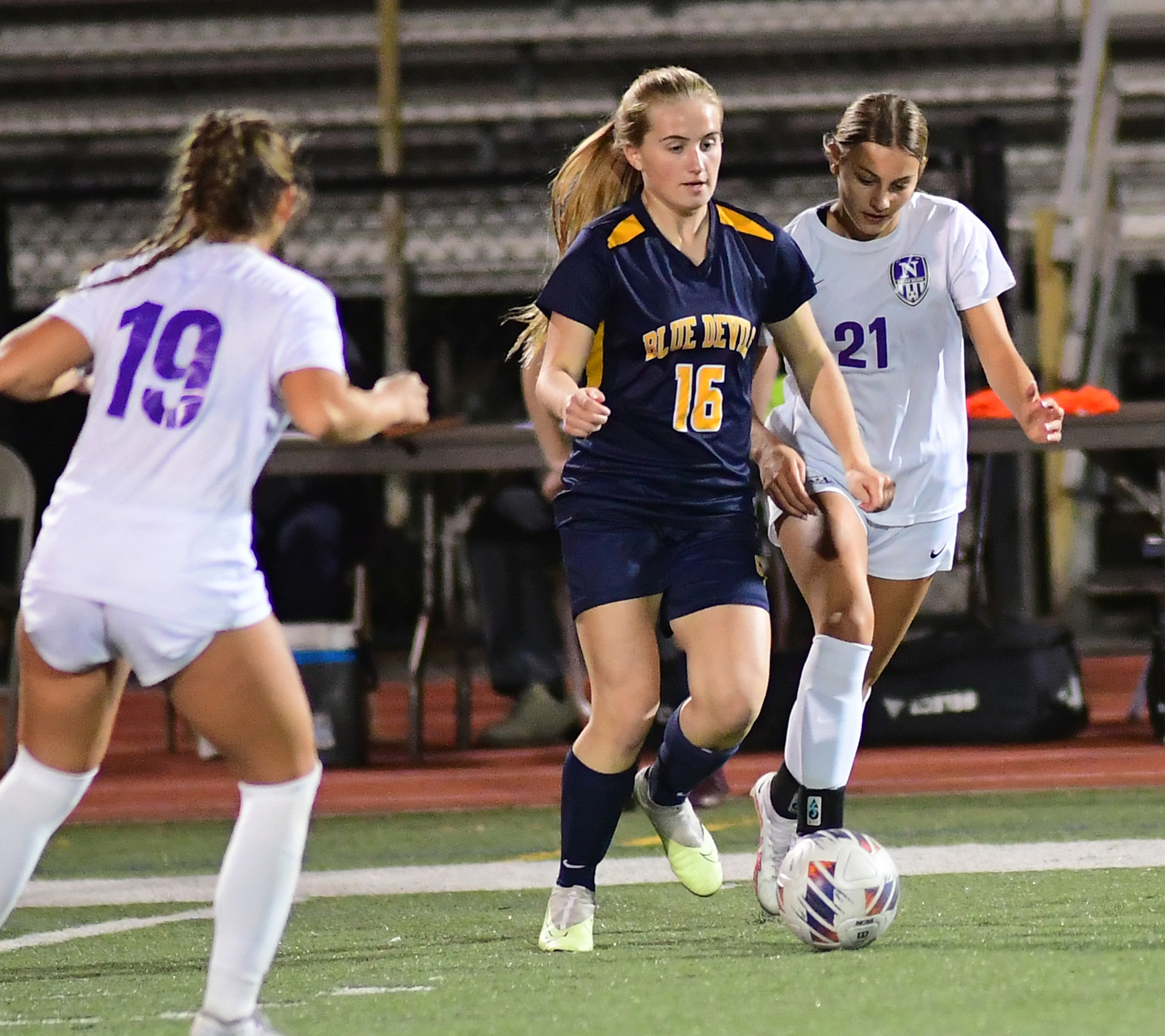 Northern girls play Greencastle-Antrim in soccer - pennlive.com