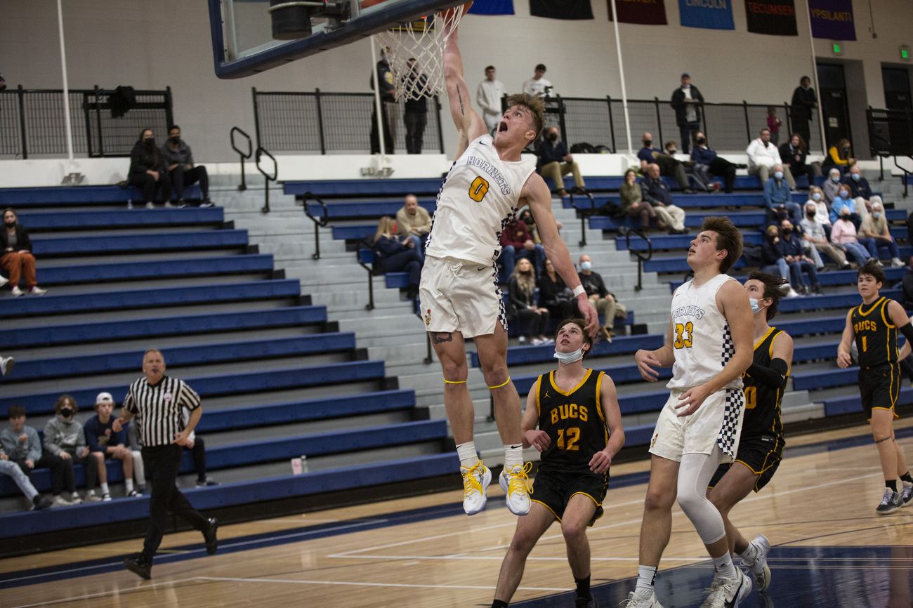 Riverview, Saline High School boy’s basketball game - mlive.com