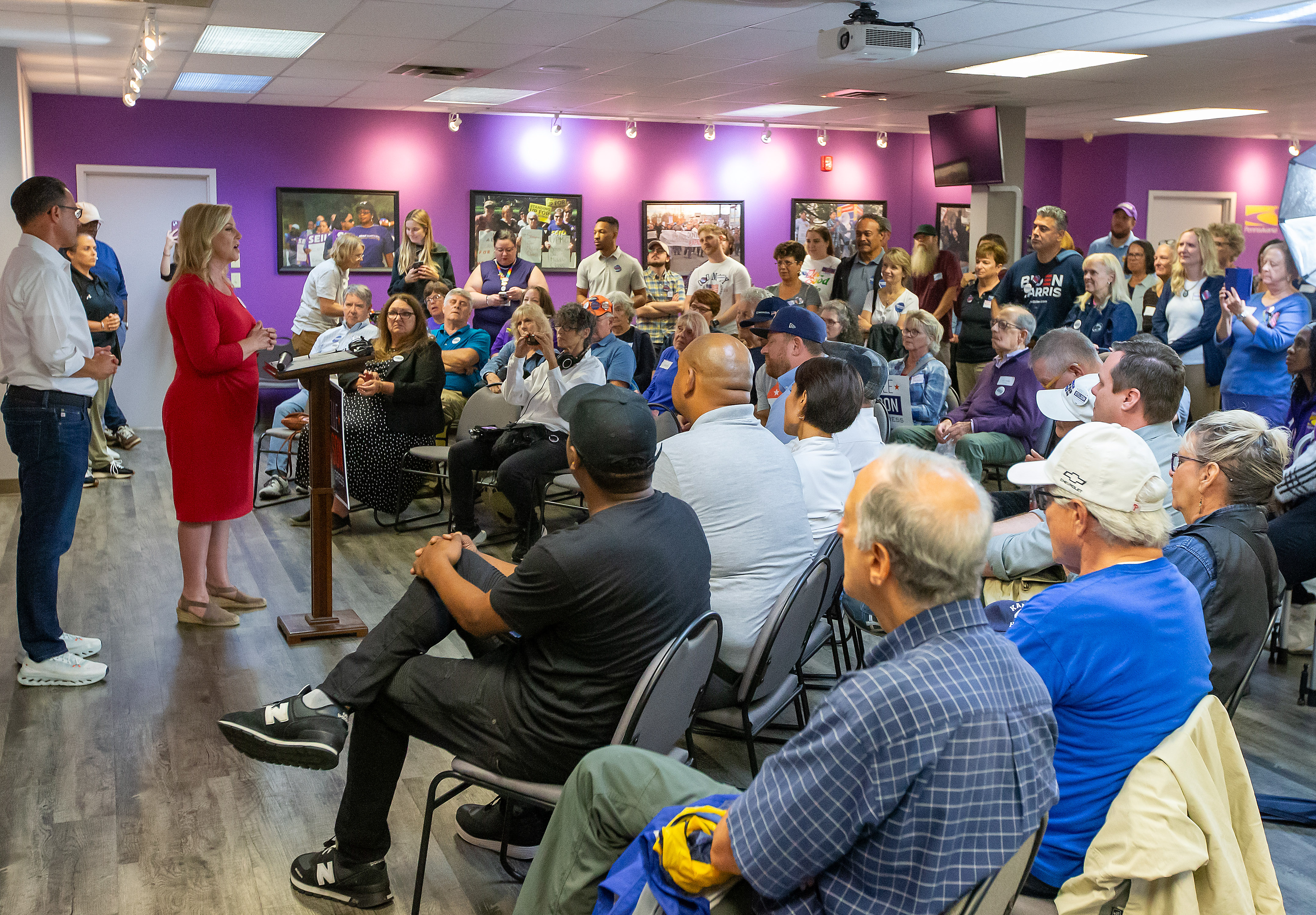 Governor Shapiro speaks at Janelle Stelson campaign event - pennlive.com