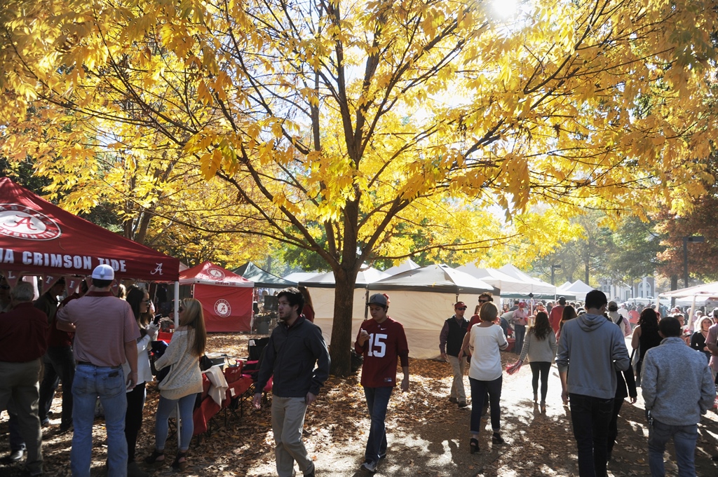 Alabama Football Tailgate: The Quad - al.com